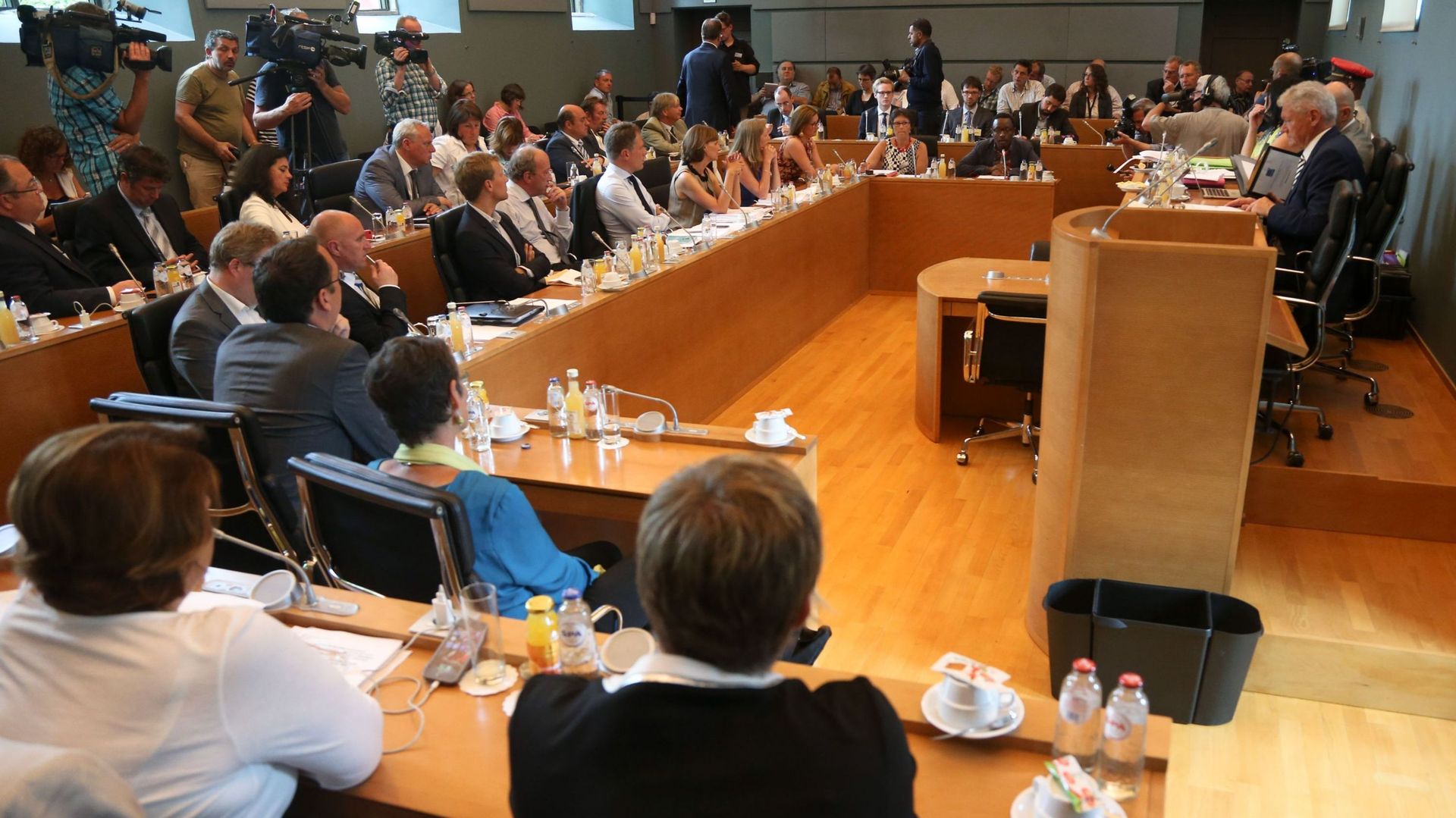 Parlement wallon: suivez la séance plénière en direct ce vendredi ...