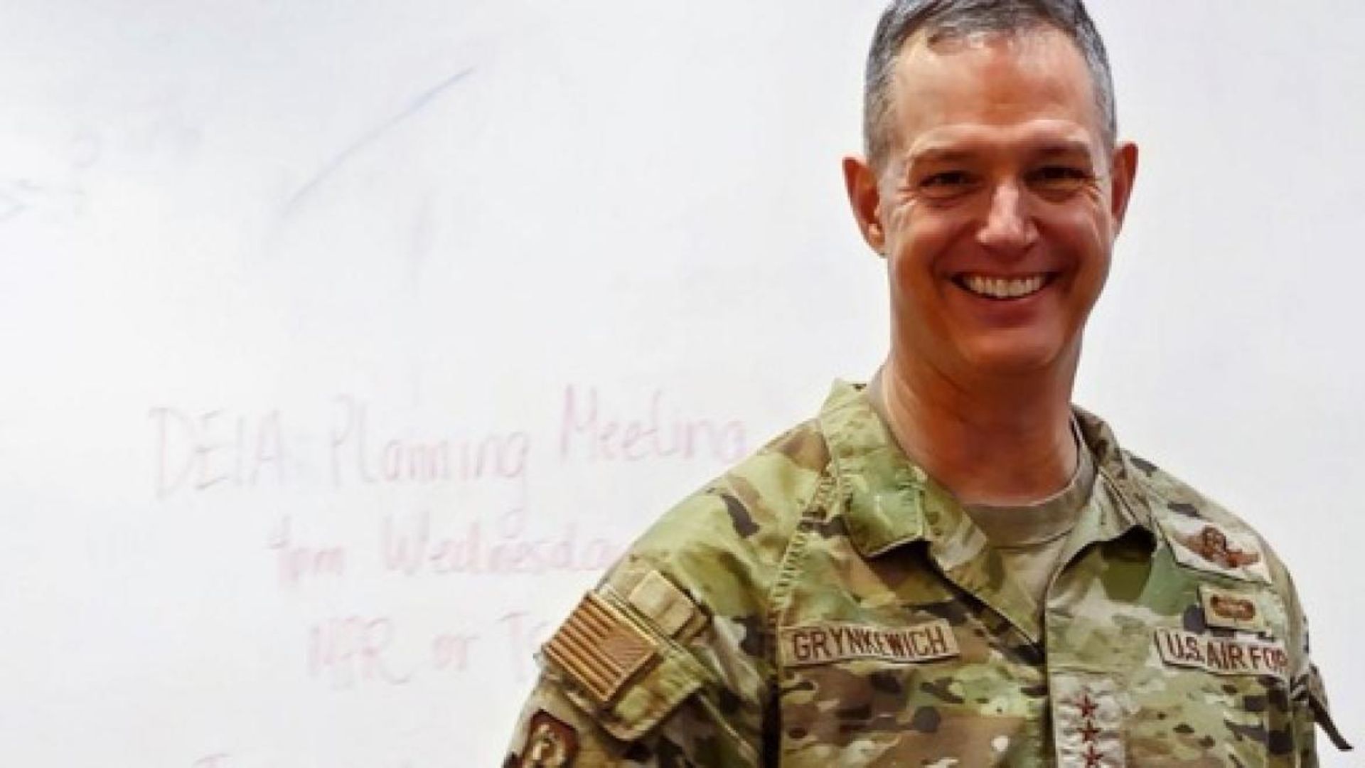 États-Unis : le général américain Alexus G. Grynkewich nommé commandant ...