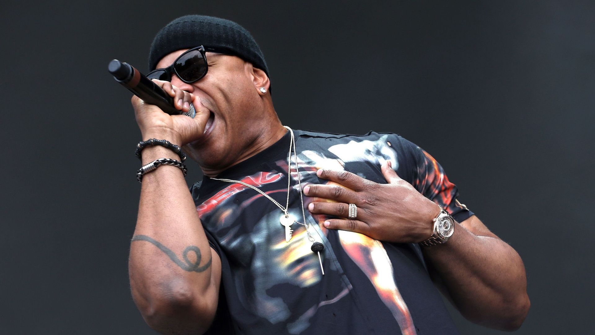 Le rappeur LL Cool J honoré par le Kennedy Center à Washington - RTBF Actus