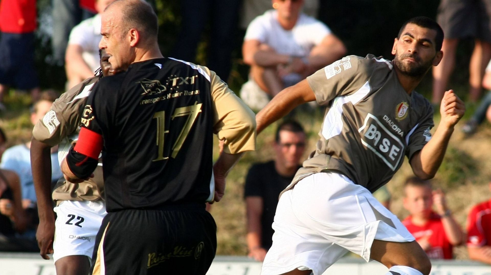 Salim Toama cédé à Larissa - RTBF Actus