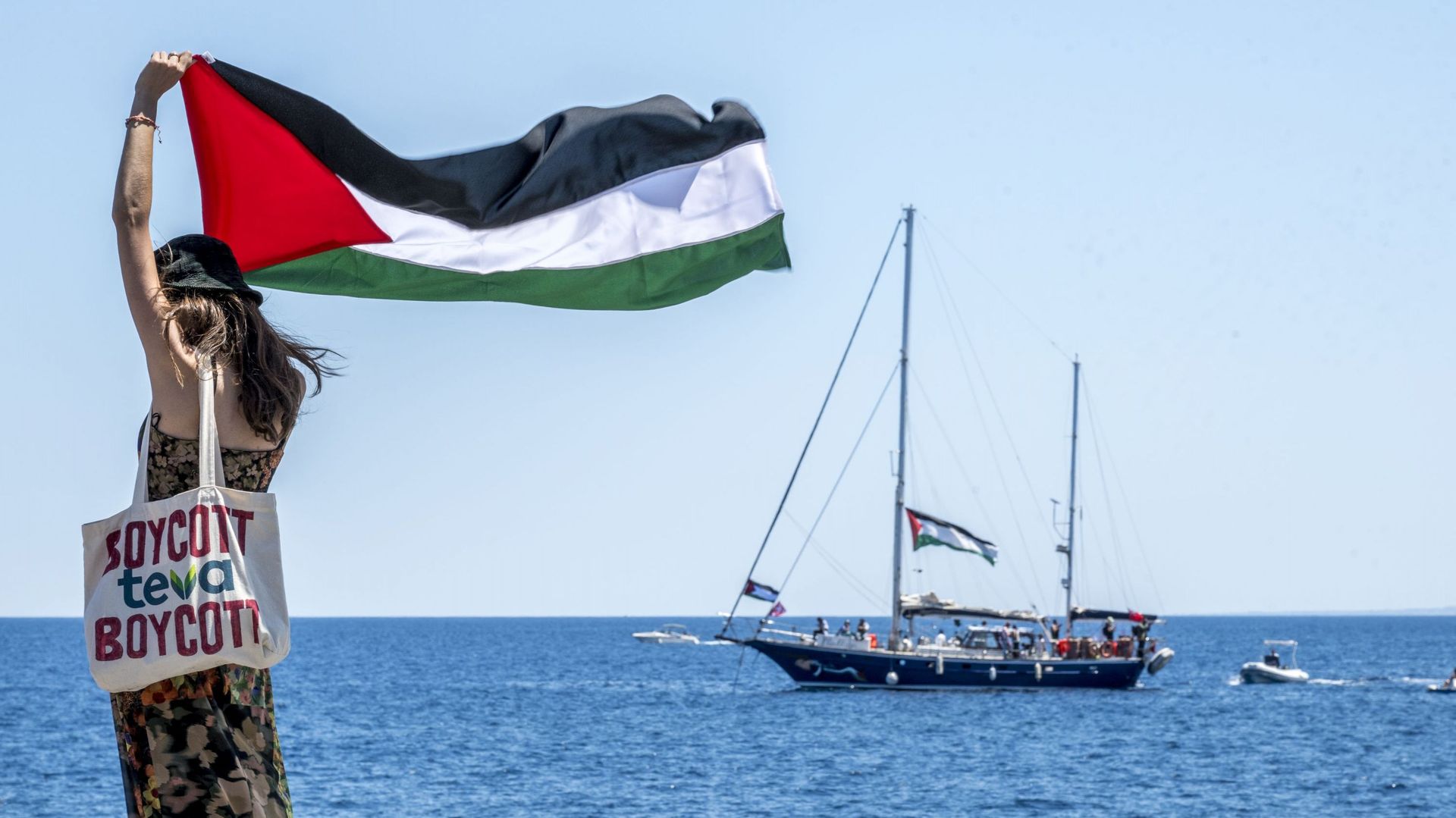 Le Madleen, bateau pour Gaza arraisonné par Israël, est arrivé au port d’Ashdod en Israël - RTBF ...