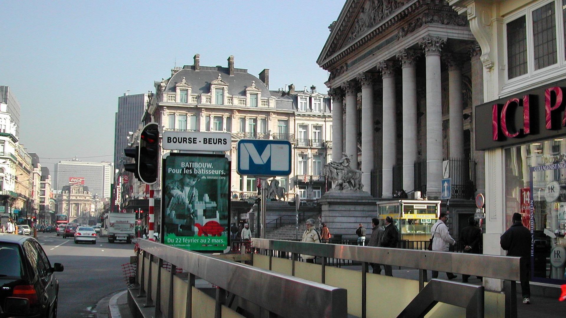 Les stations Bourse et Anneessens s'offrent un lifting - rtbf.be