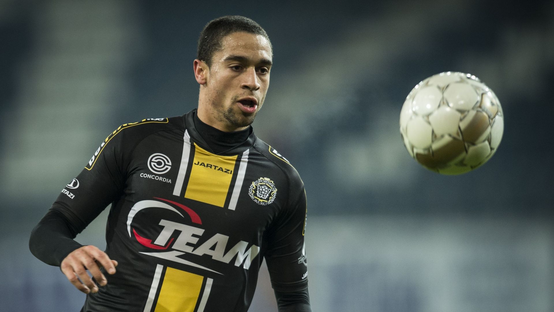 De Pauw a le choix entre Charlton et Guingamp - RTBF Actus