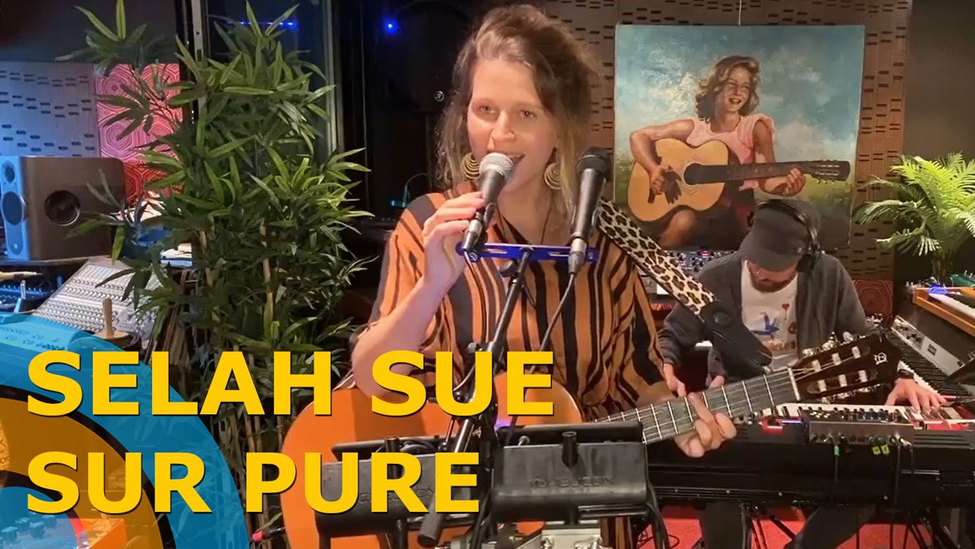 Bonus vidéo : confinée, Selah Sue a chanté son single sur Pure - RTBF Actus