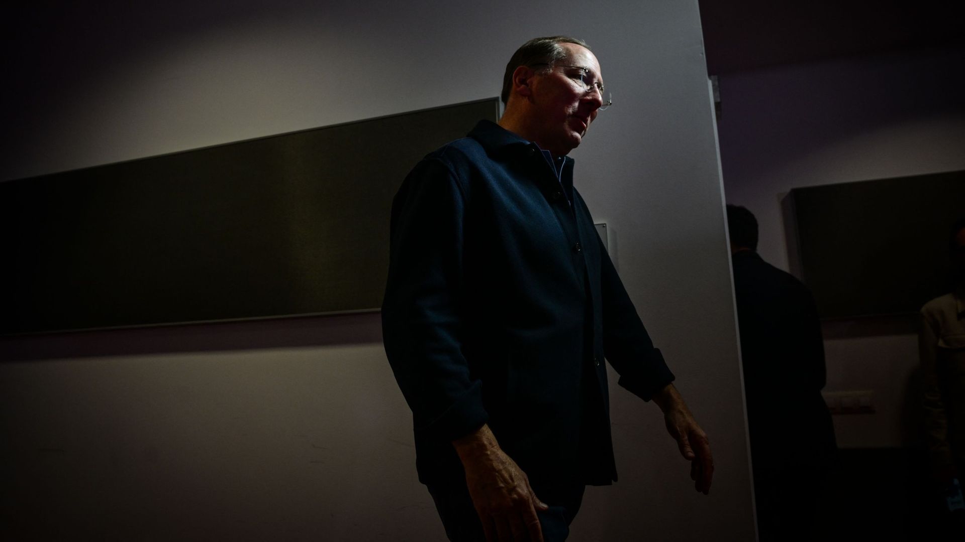 Lyon rétrogradé : John Textor reconnaît des idées 'étranges' et va se mettre en retrait de l’OL ...