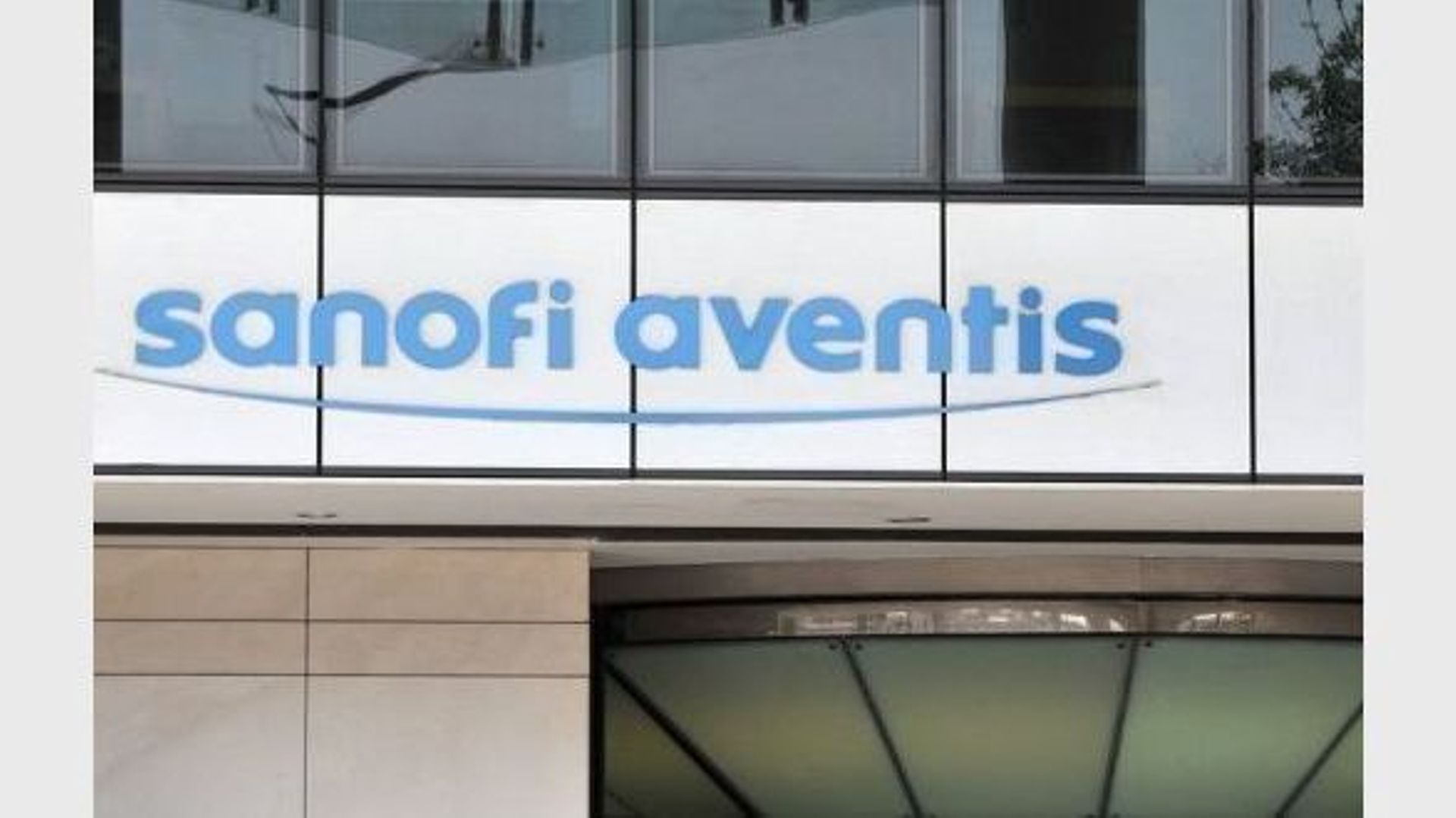 Sanofi laisse présager une amélioration de son offre sur Genzyme