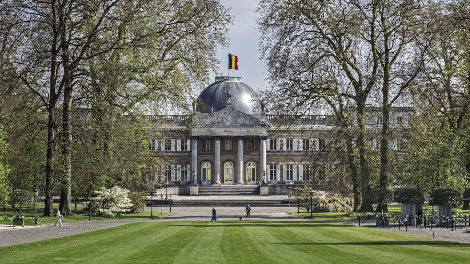 Le château de Laeken, une sacrée histoire et un joyau incomparable ...