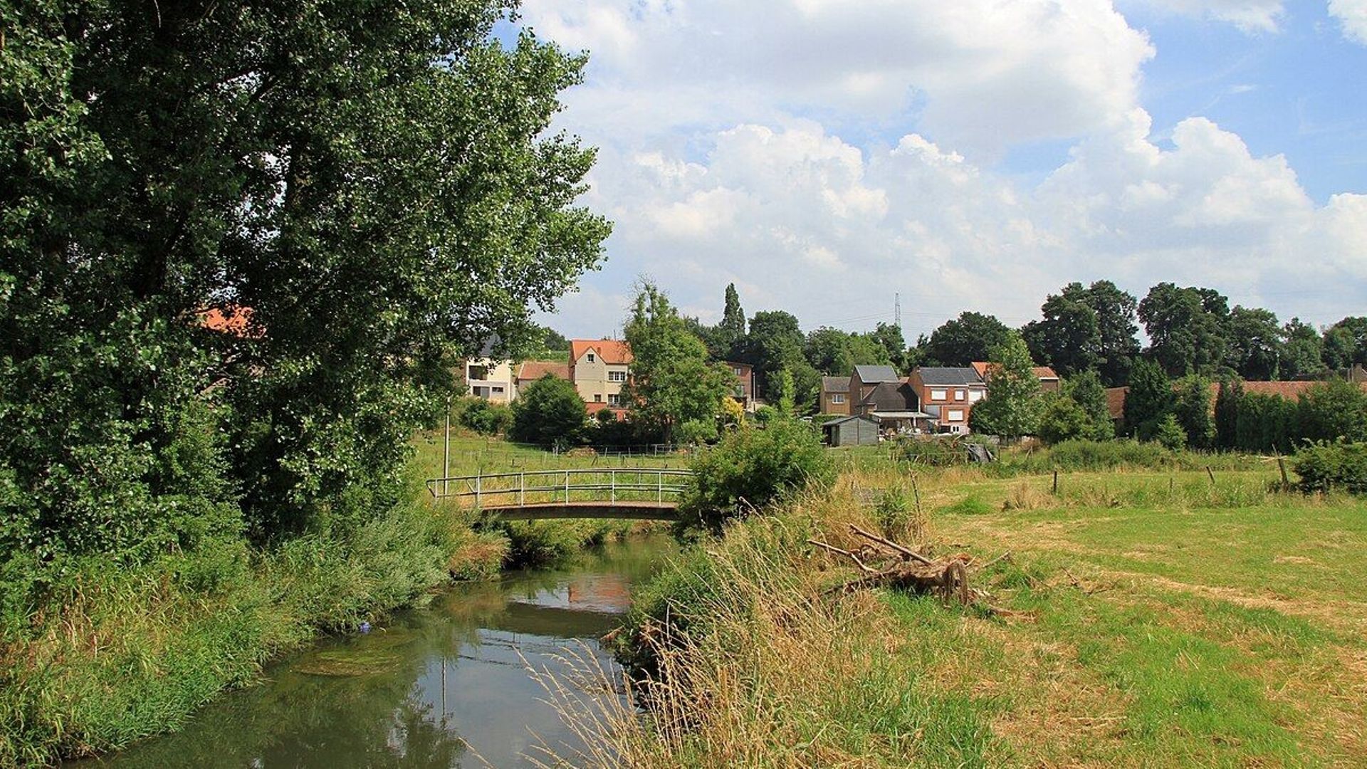 Balades, découvertes et sourires : partez pour la Vallée du Geer en ...