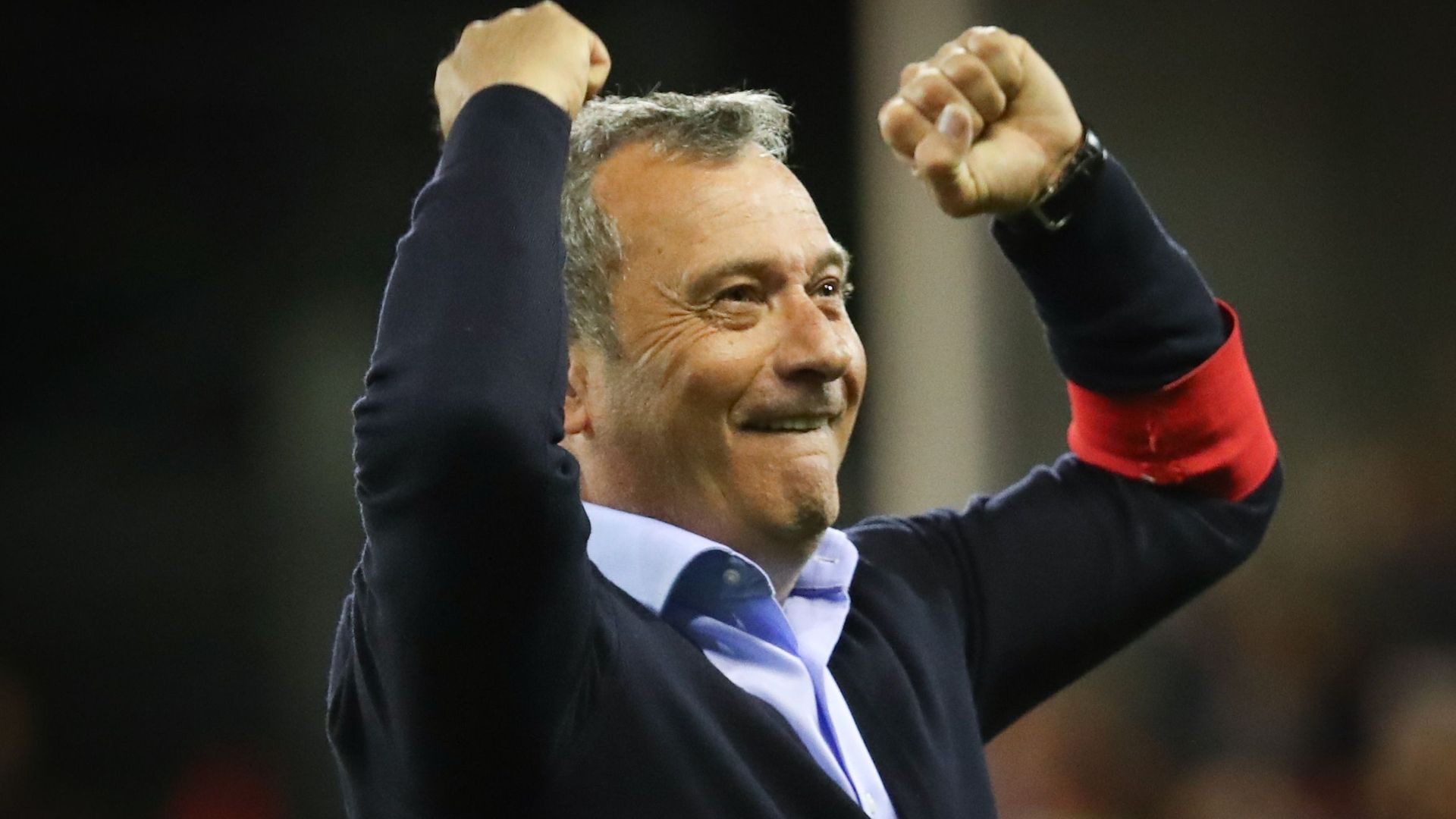 Mircea Rednic: 'On essaie d'imposer notre jeu' - RTBF Actus