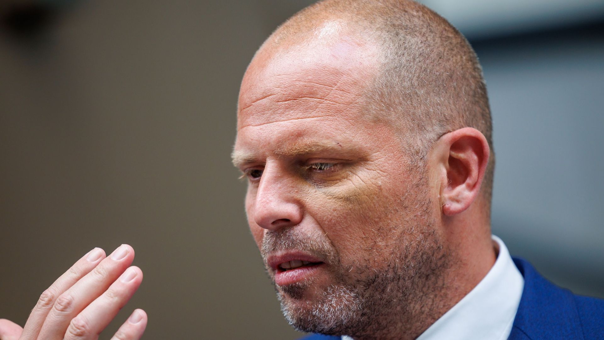 Guerre en Ukraine : Vladimir Poutine dit ne 'pas exclure' la prise de la ville ukrainienne de ...