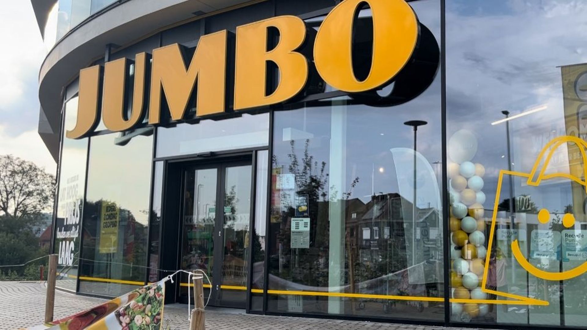 Les supermarchés Jumbo renforcent la surveillance des Self-Scan en ...