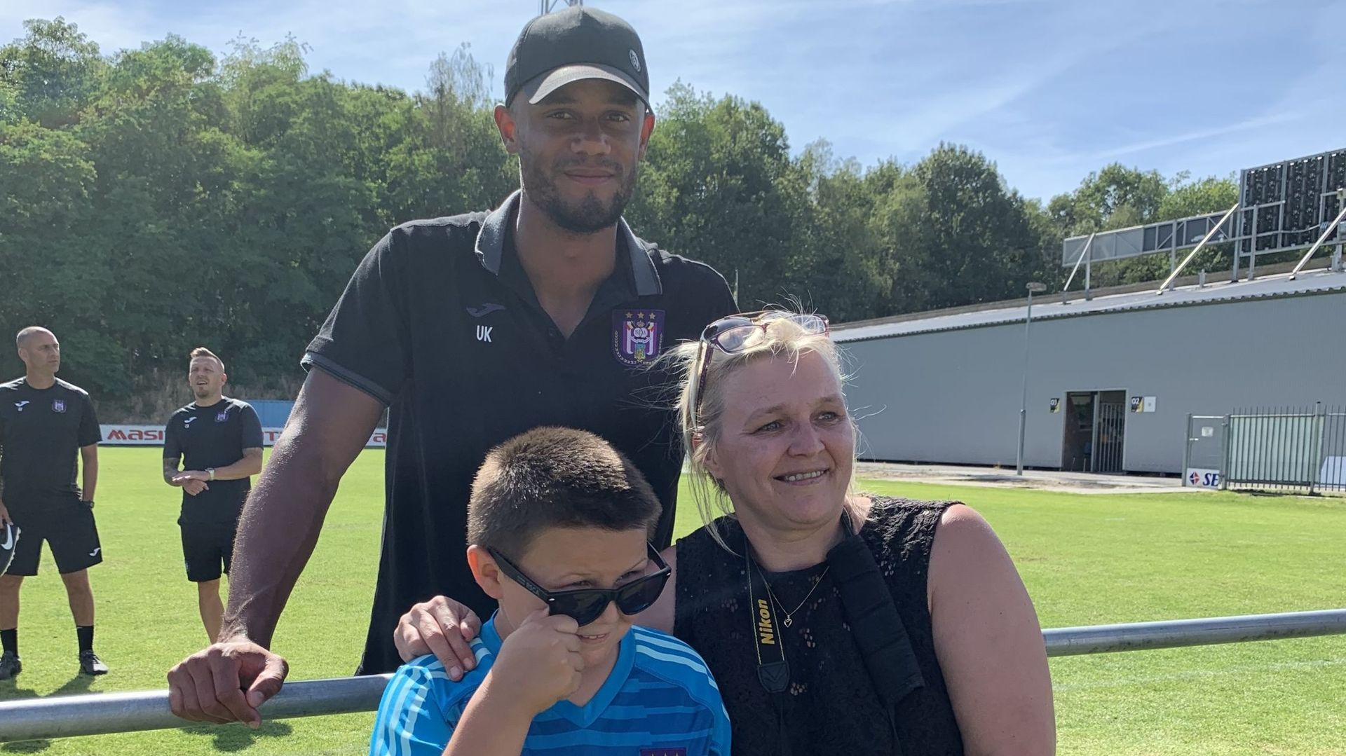 'DJ' Kompany et la première de Michel Vlap lors du stage d'Anderlecht à ...