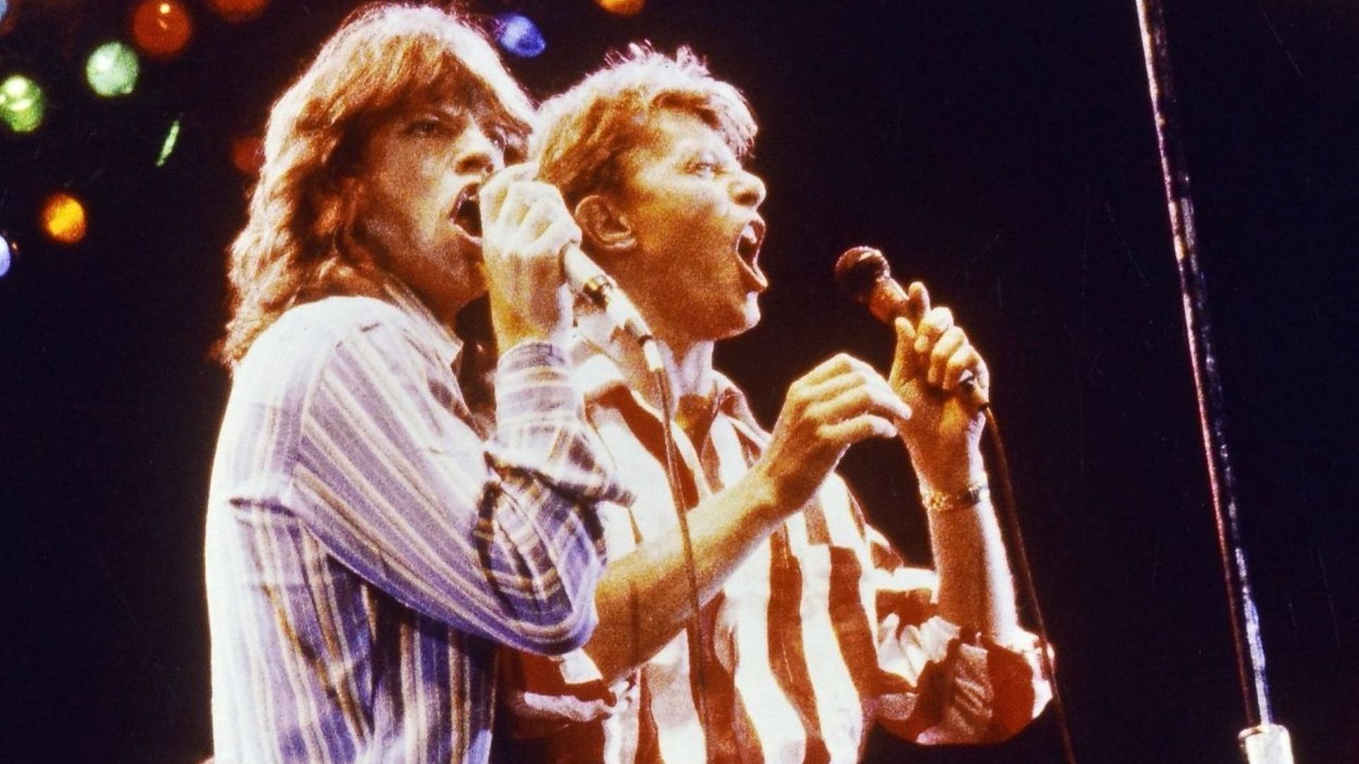40 ans pour 'Dancing in The Street' : le célèbre titre du duo Bowie ...