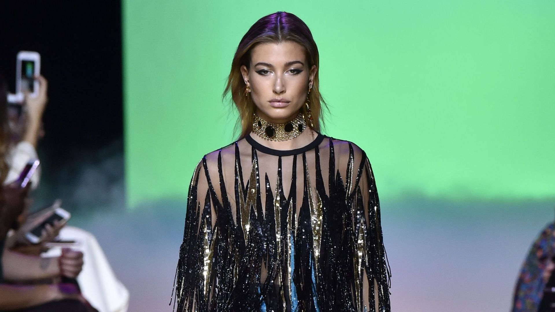 Hailey Baldwin, nouveau top modèle en puissance ? - RTBF Actus