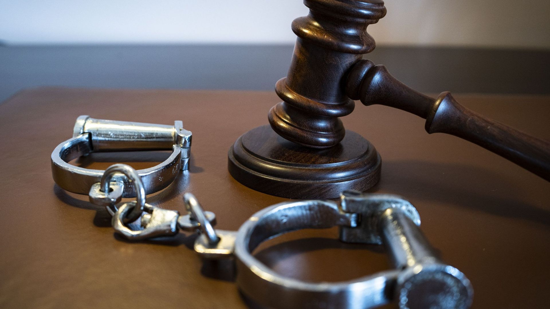 Folie mystique et crime familial : les affaires Moitoiret et Rouxel ont ...