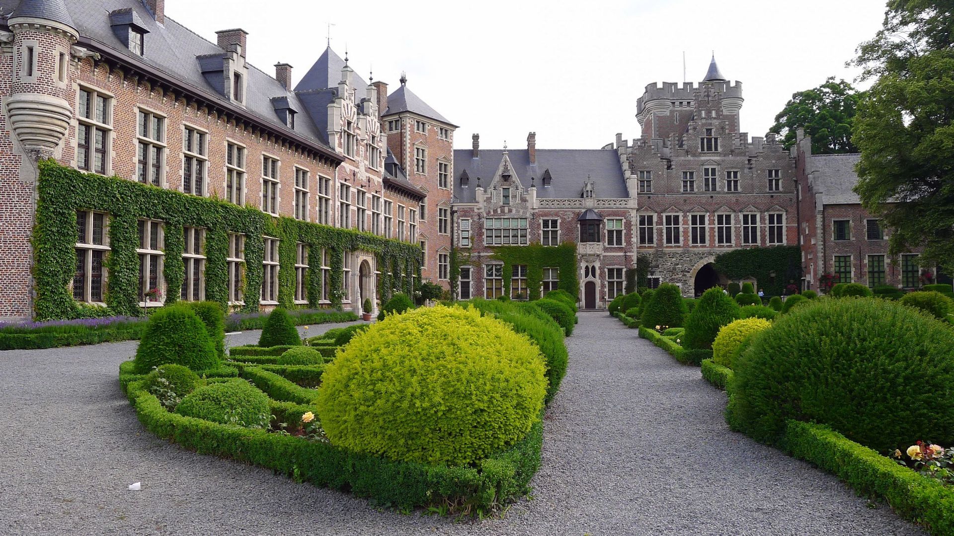 'Le château le plus romantique de Flandre' cherche son nouveau ...