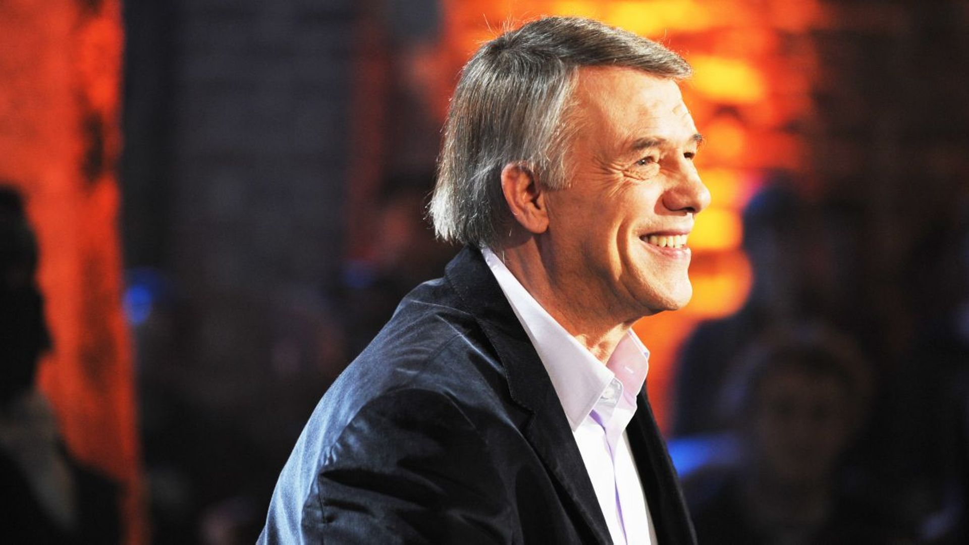 Les premières minutes de D6bels On Stage avec Salvatore Adamo et Elisa ...