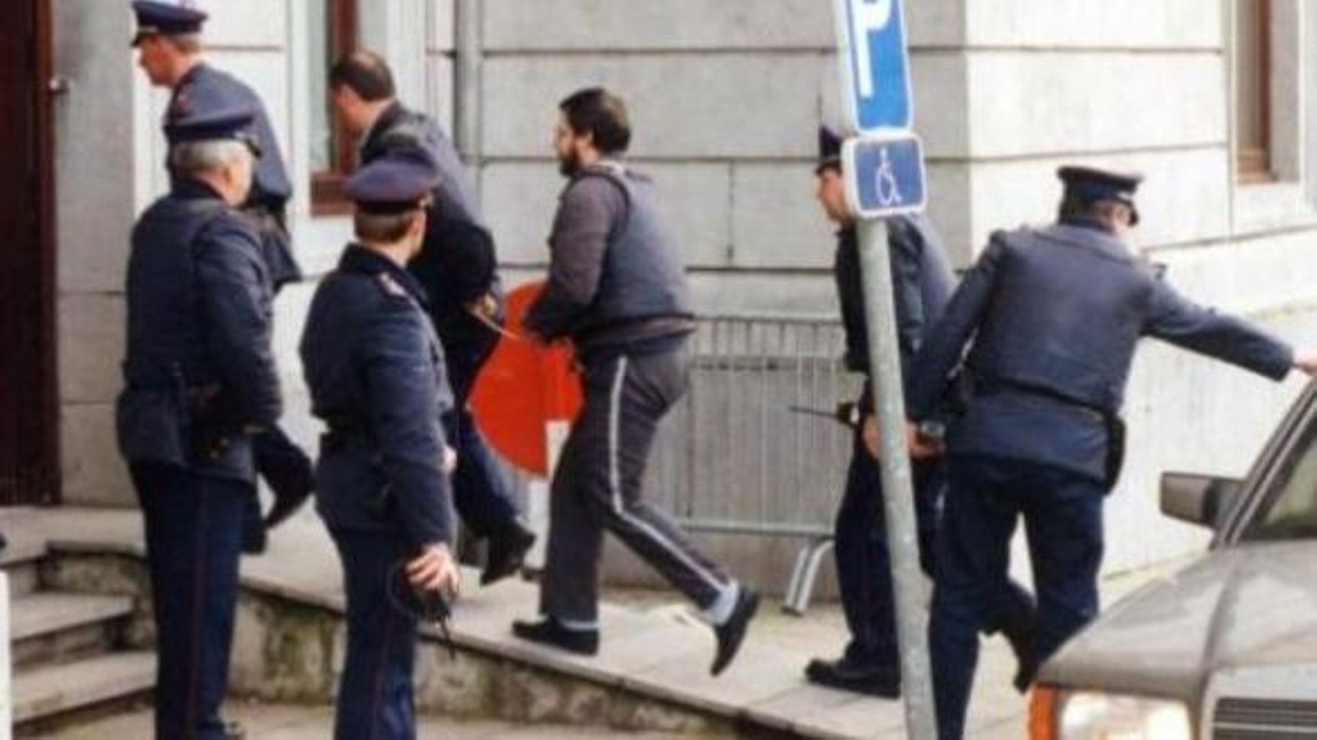 Dutroux: des victimes en colère vont devant la Cour des droits de l ...