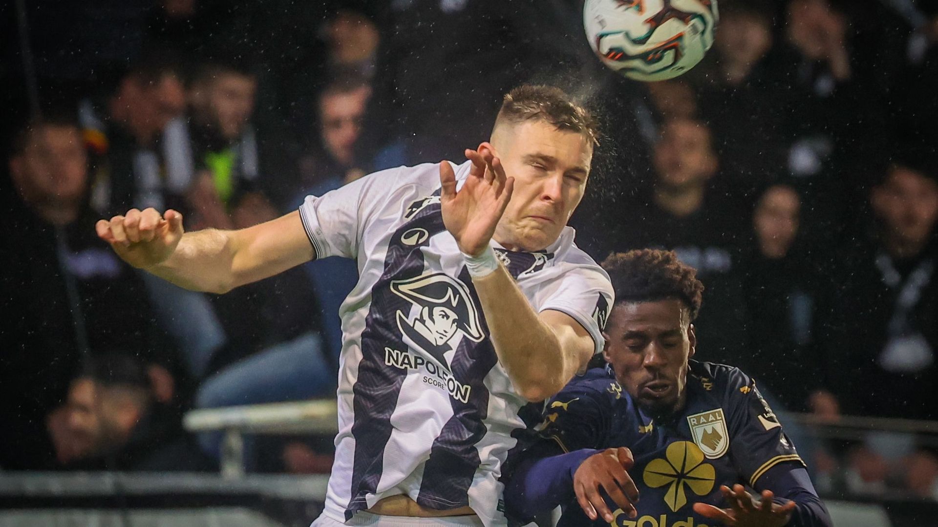 Charleroi oublie de marquer et doit se contenter d'un point contre La ...