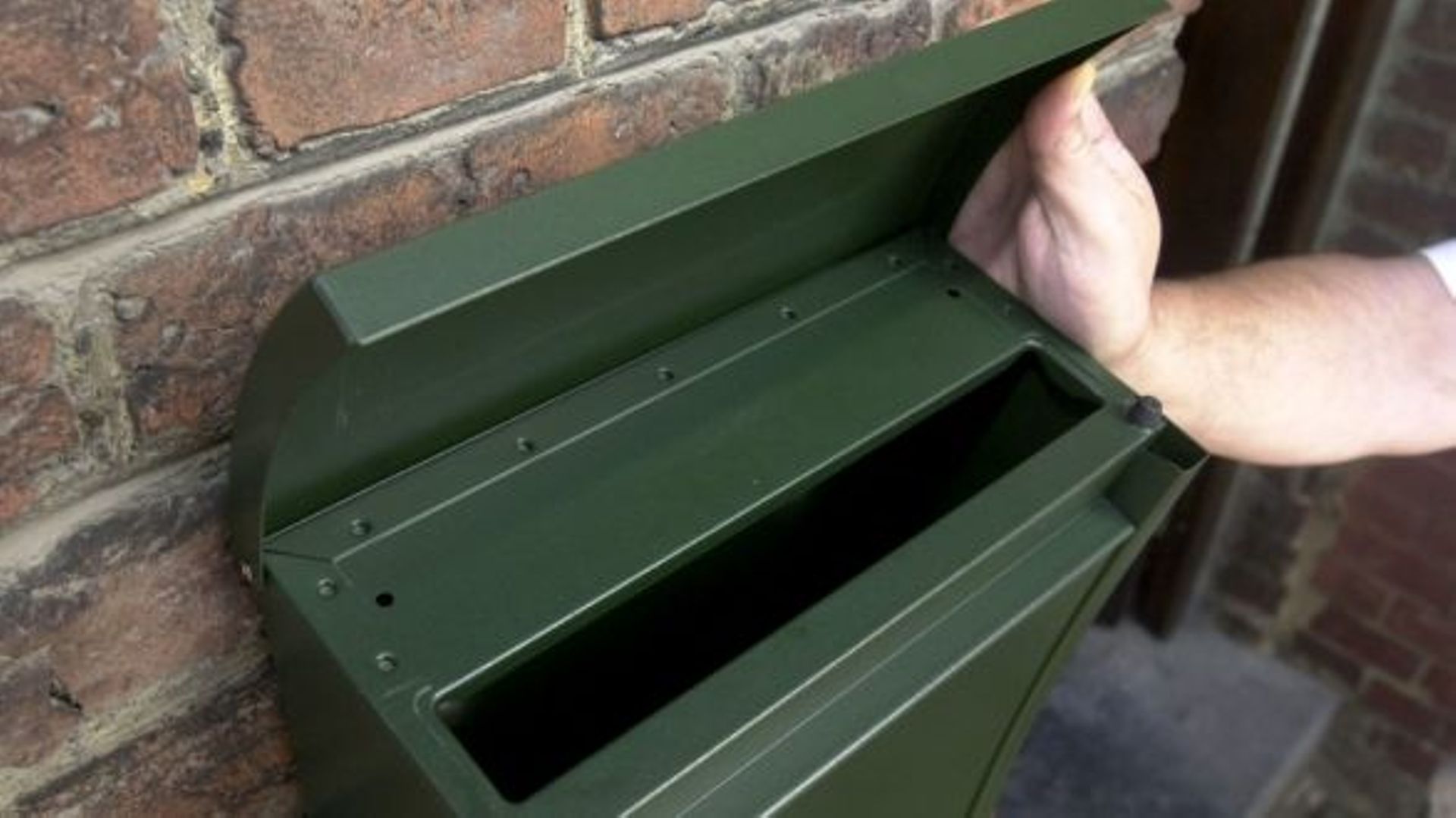 Charleroi : distribution du courrier perturbé - RTBF Actus