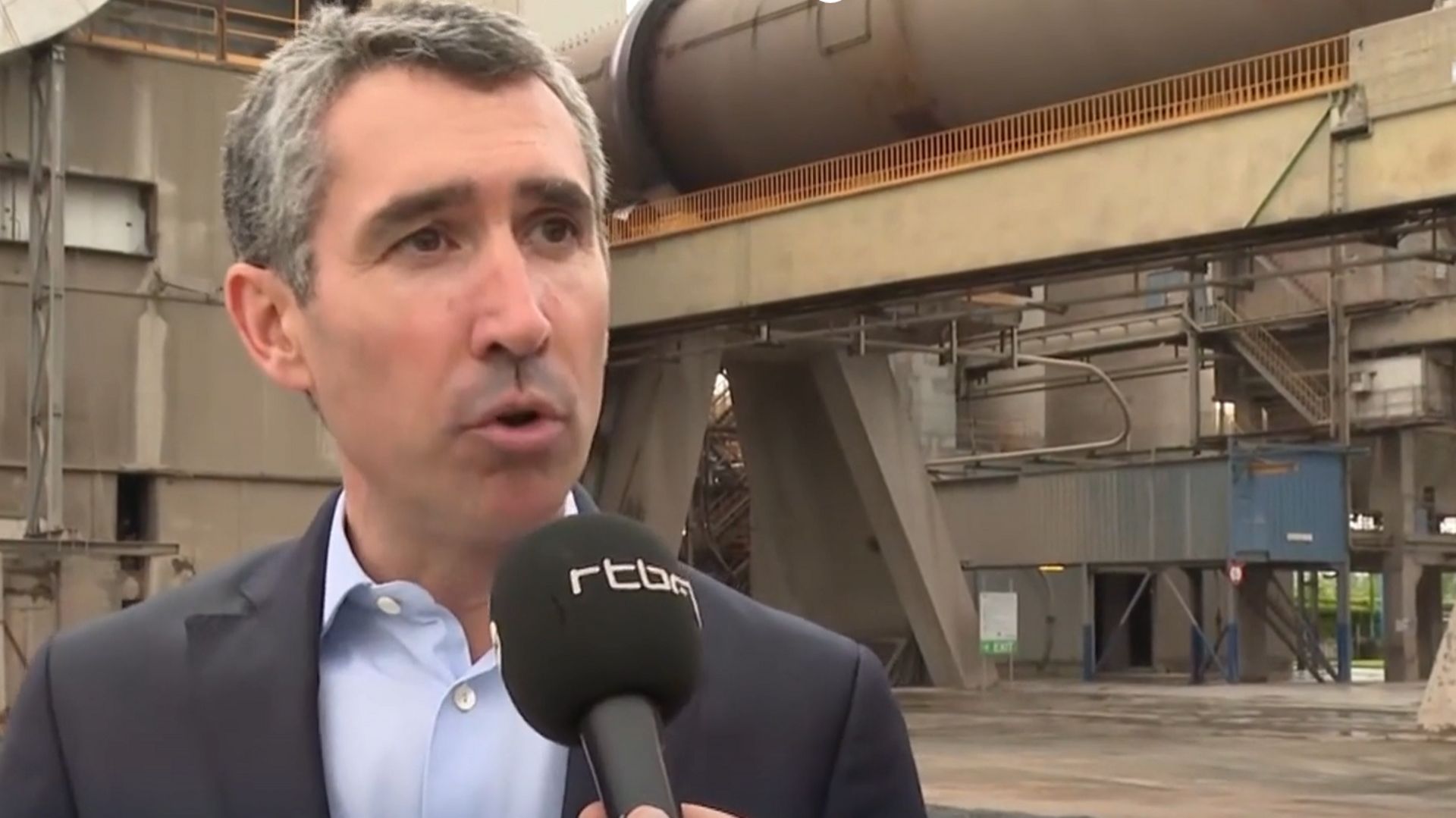 Holcim a lancé le projet de décarbonation de son site d'Obourg - RTBF Actus