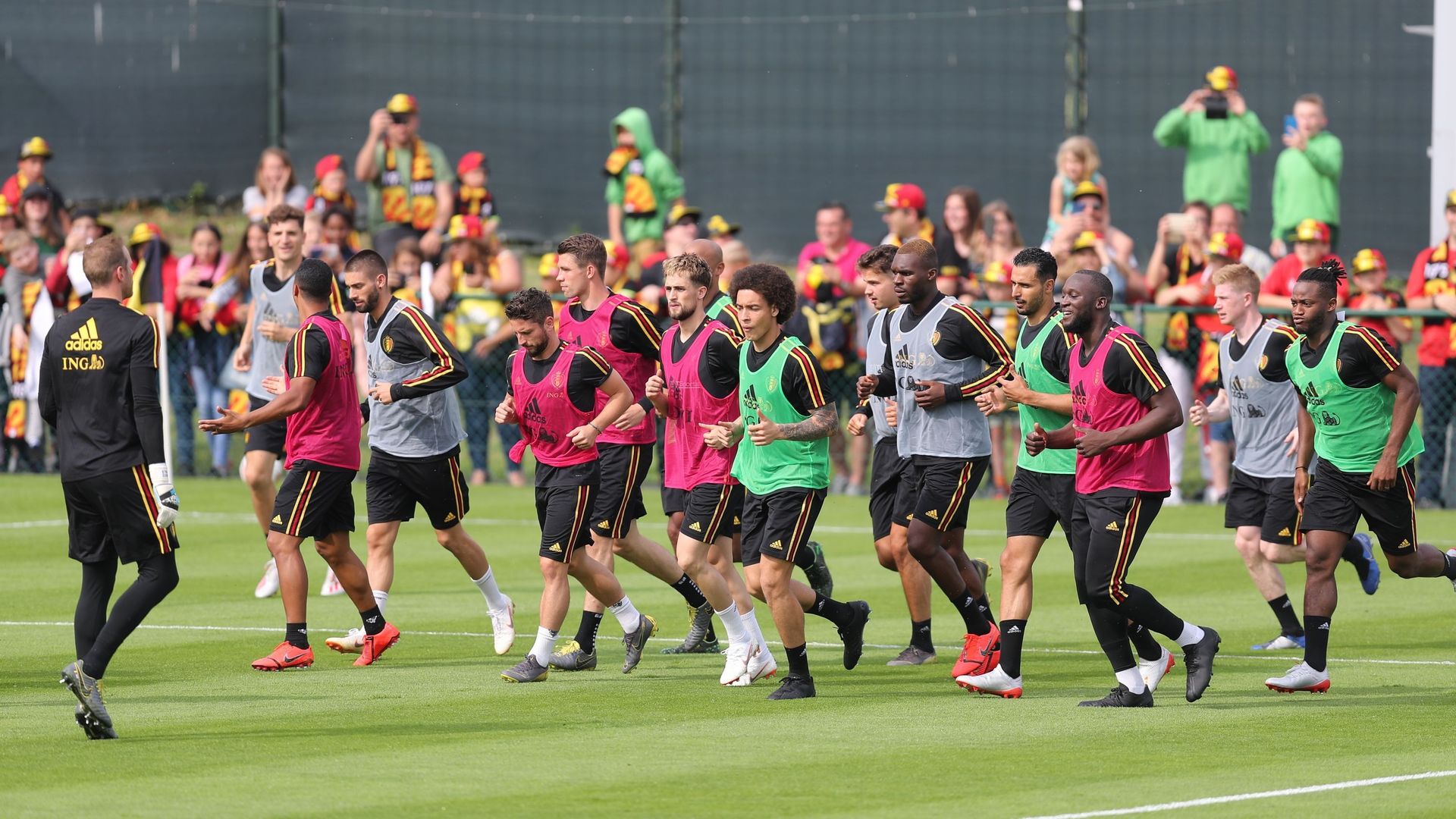 25 Diables présents au premier entraînement, Vertonghen, Alderweireld ...