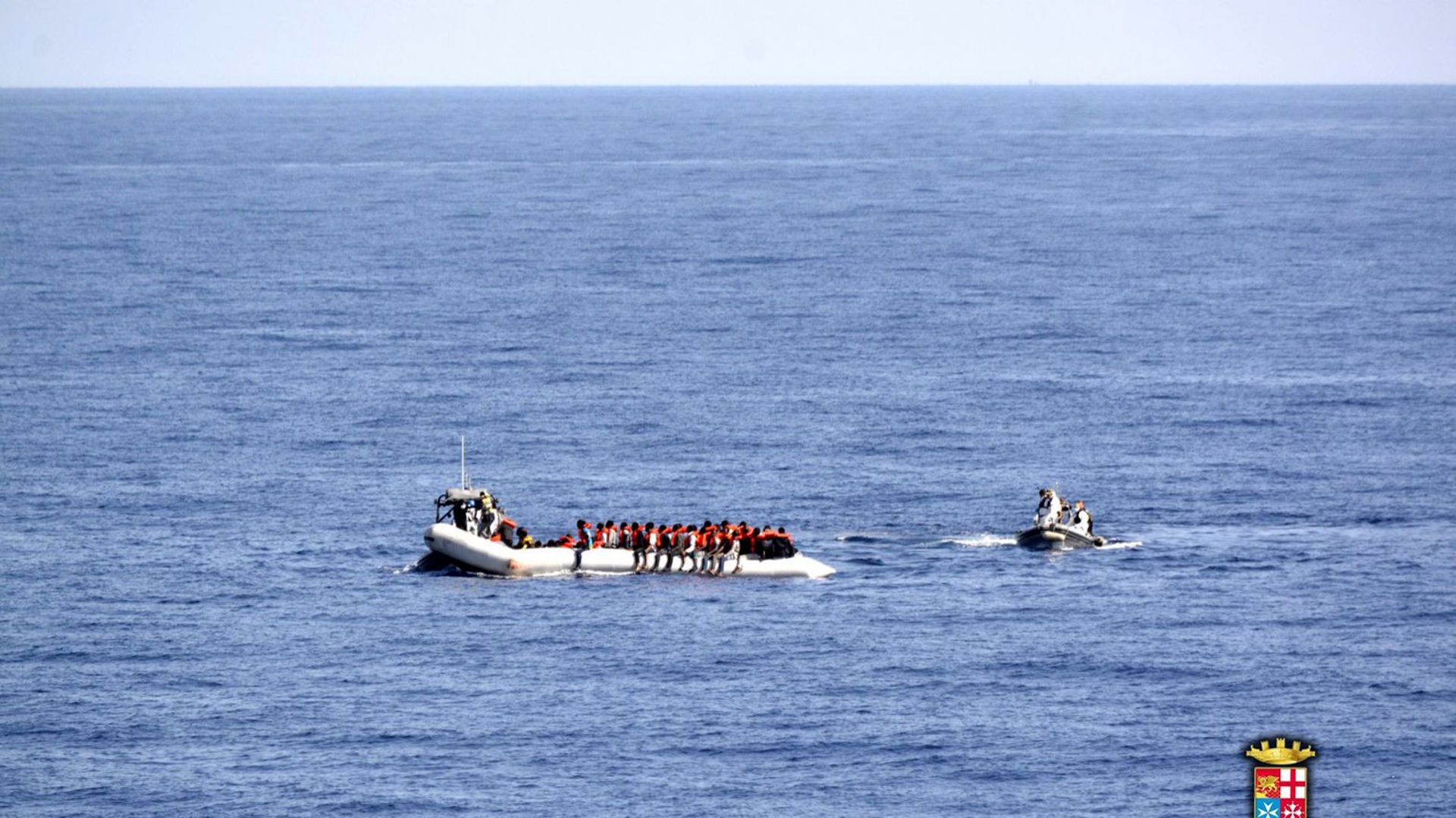 Naufrage d'un quatrième bateau transportant 400 migrants en ...