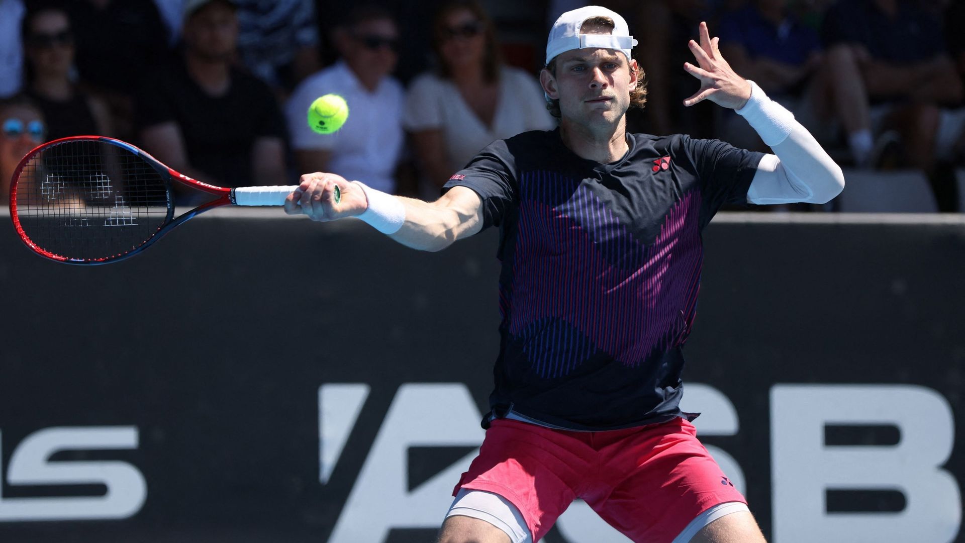 Zizou Bergs vient à bout de Nuno Borges et se qualifie pour les quarts ...