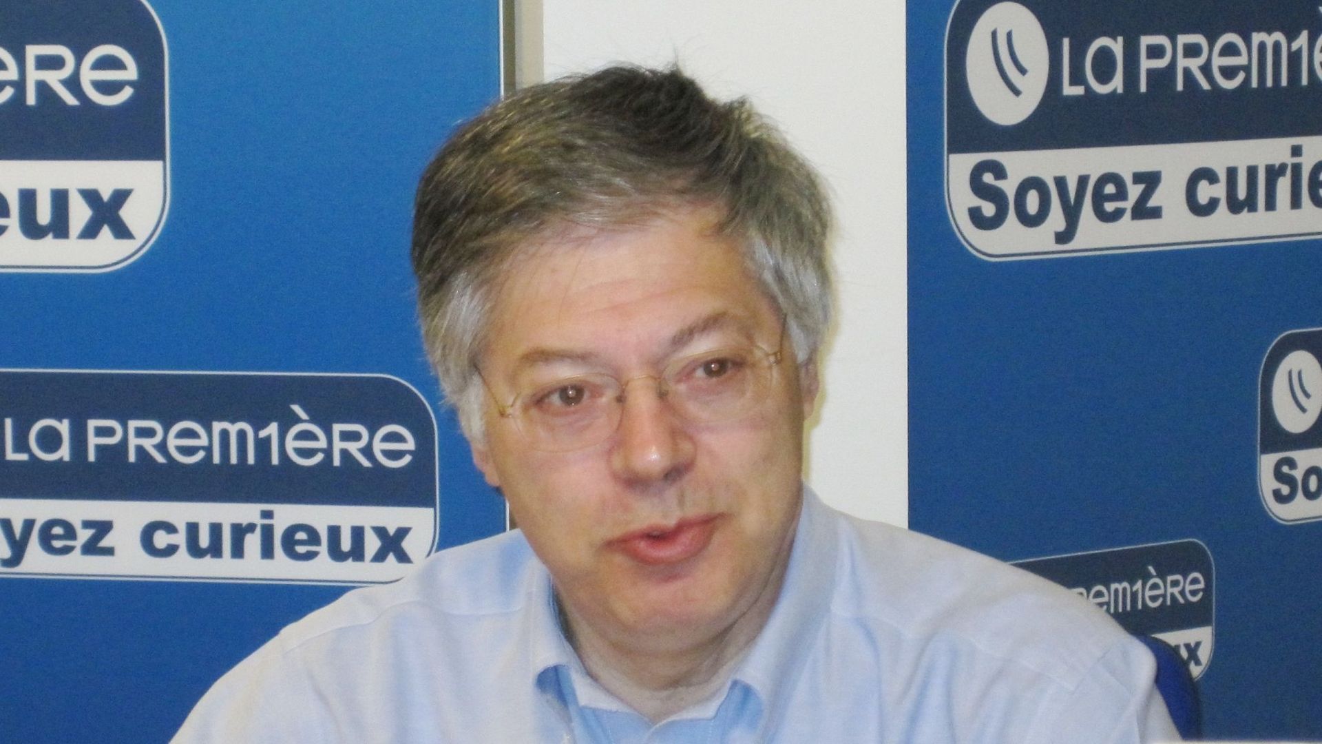 André Sapir est l'invité du 7-9 - RTBF Actus