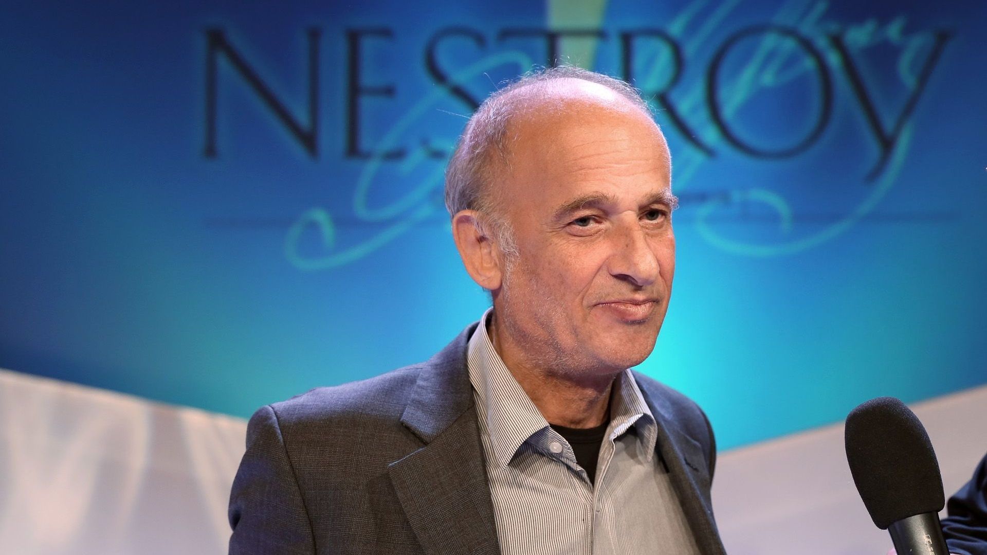 Décès du metteur en scène suisse Luc Bondy, directeur du théâtre ...