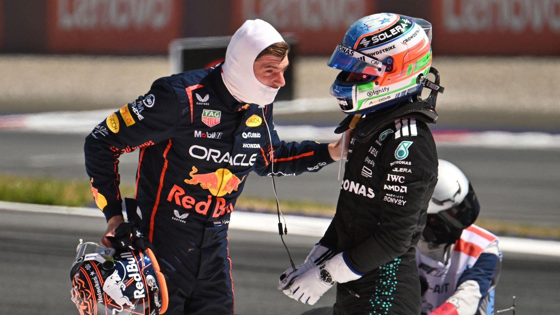 Danielle delaney got to the trashy motel, sent a text to