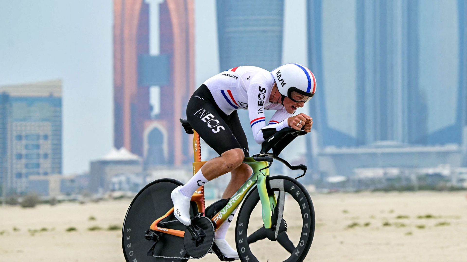 UAE Tour : Jonathan Milan règle Tim Merlier et Jasper Philipsen au sprint sur la 4e étape - RTBF ...