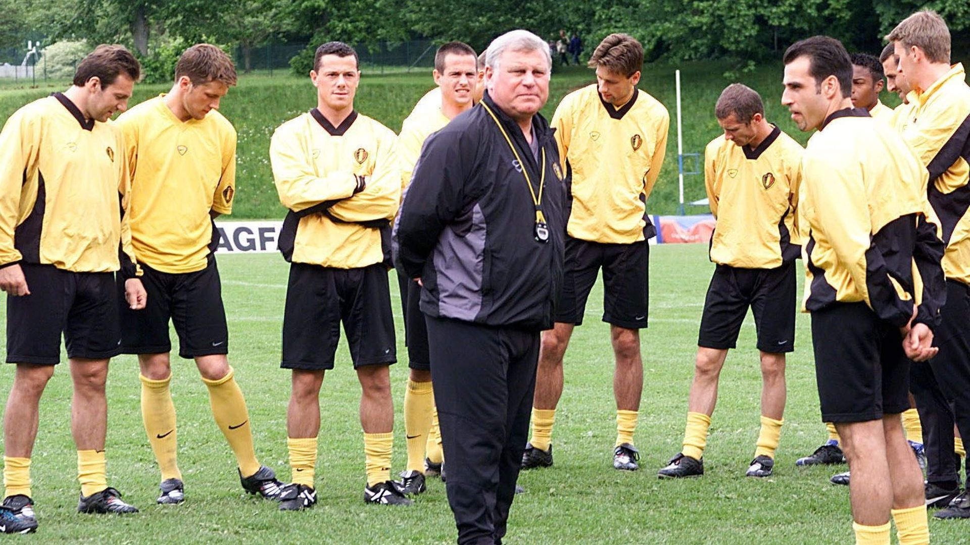 Série ' Les coulisses des Diables à l’Euro ' (épisode 2) : les cannes à ...