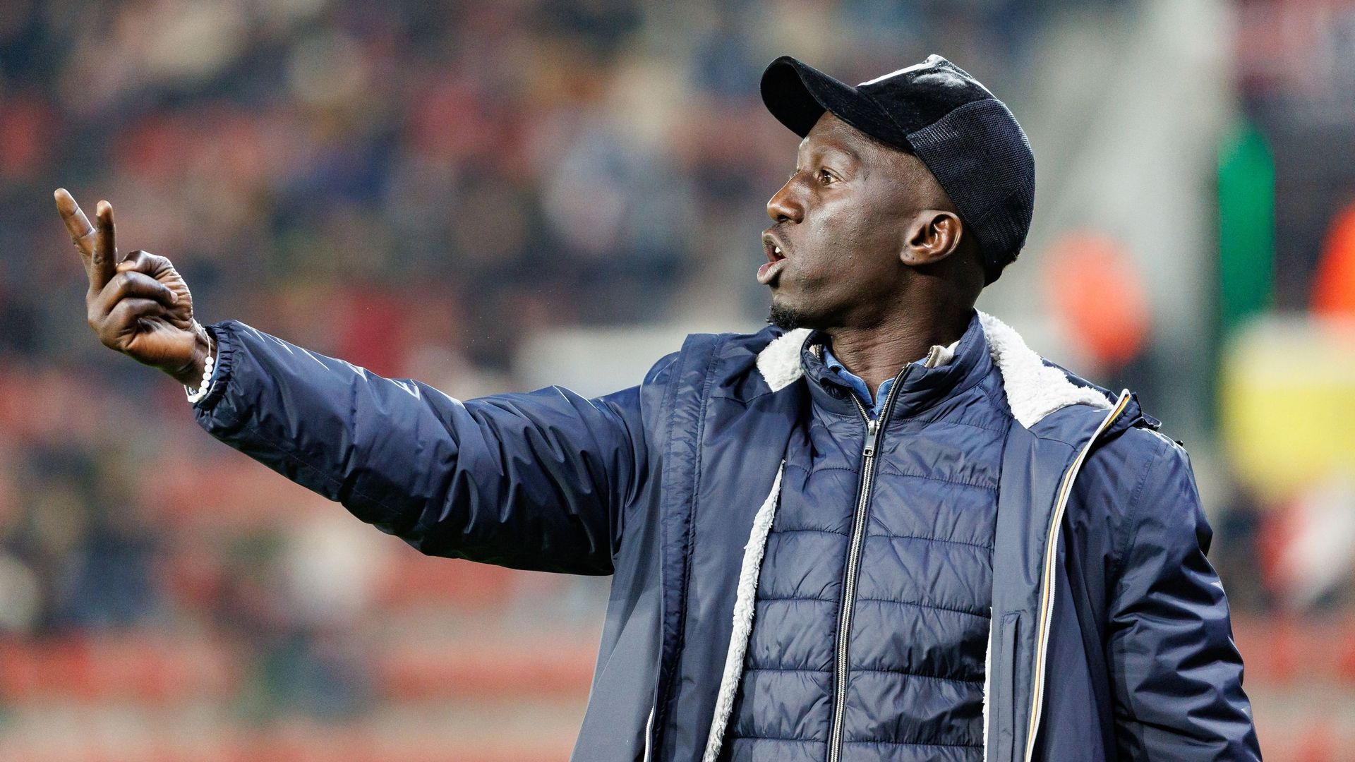 Mbaye Leye retrouve un petit banc : il est le nouvel entraîneur de ... Mbaye Leye retrouve un petit banc : il est le nouvel entraîneur de ...