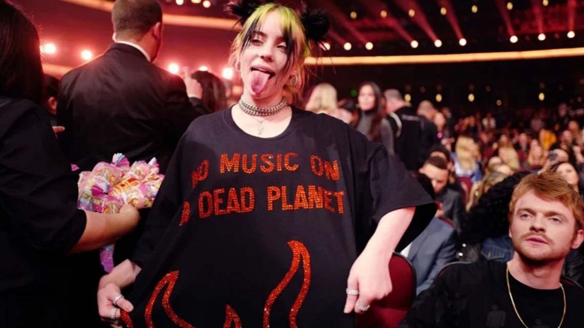 Billie Eilish, une artiste engagée à la tournée éco-friendly - RTBF Actus