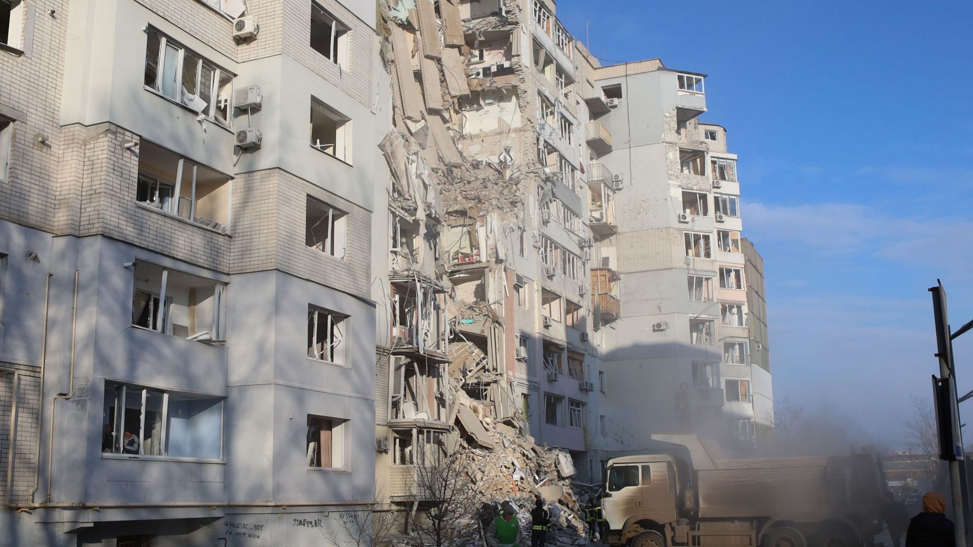 Guerre en Ukraine : la Russie dit avoir abattu 128 drones ukrainiens - RTBF Actus