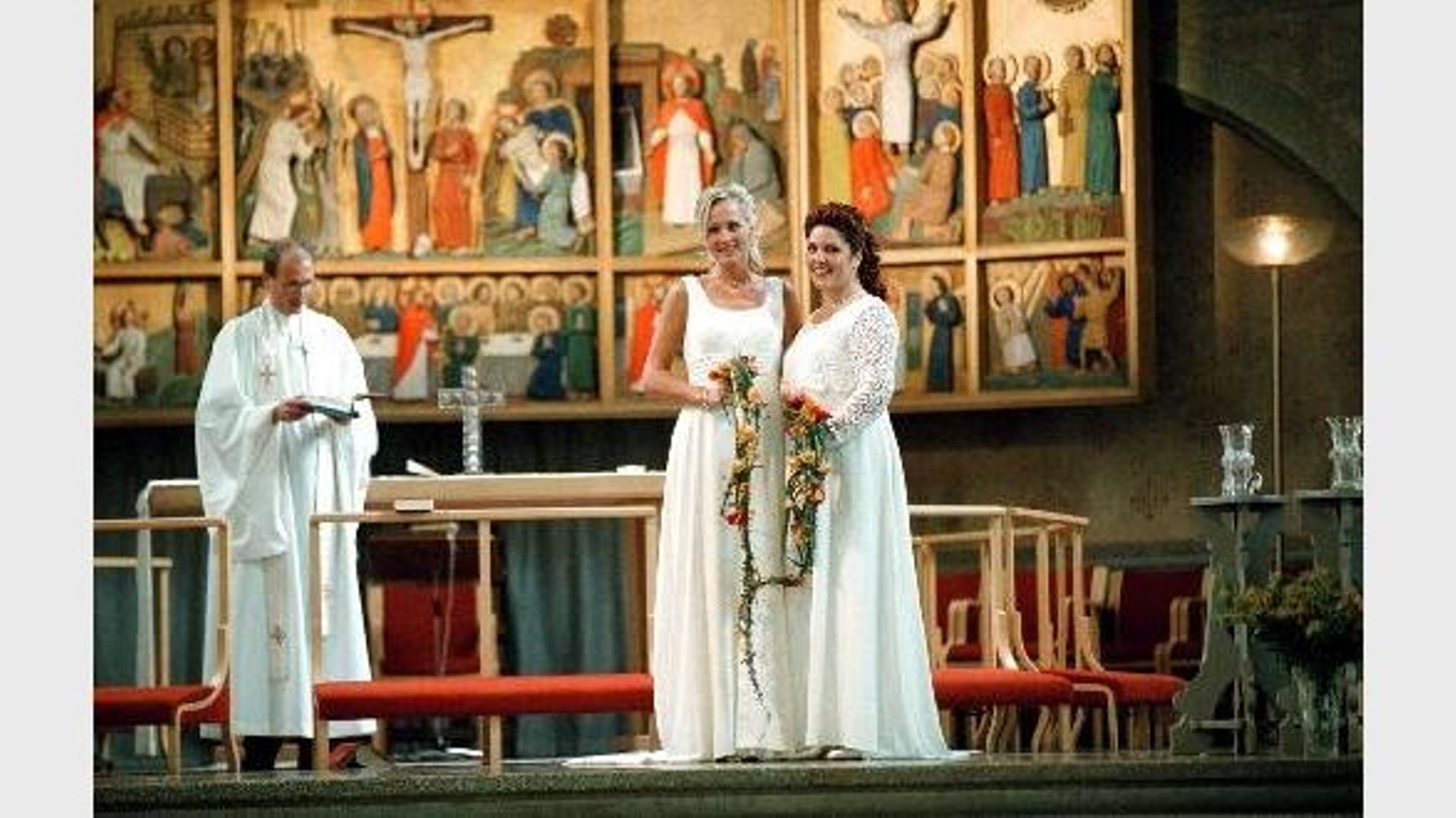 La Suède autorise le mariage des homosexuels à l'église - RTBF Actus