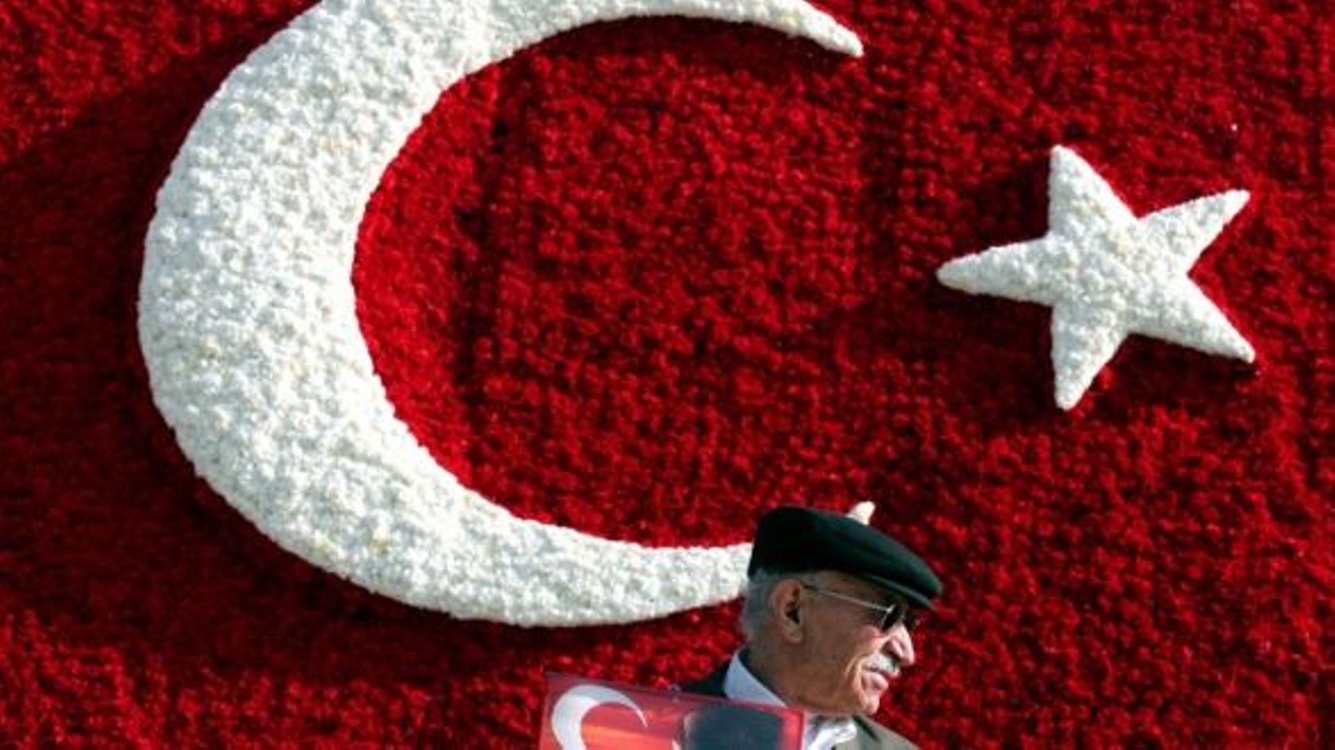 Turquie: les Européens manient la carotte et le bâton - RTBF Actus