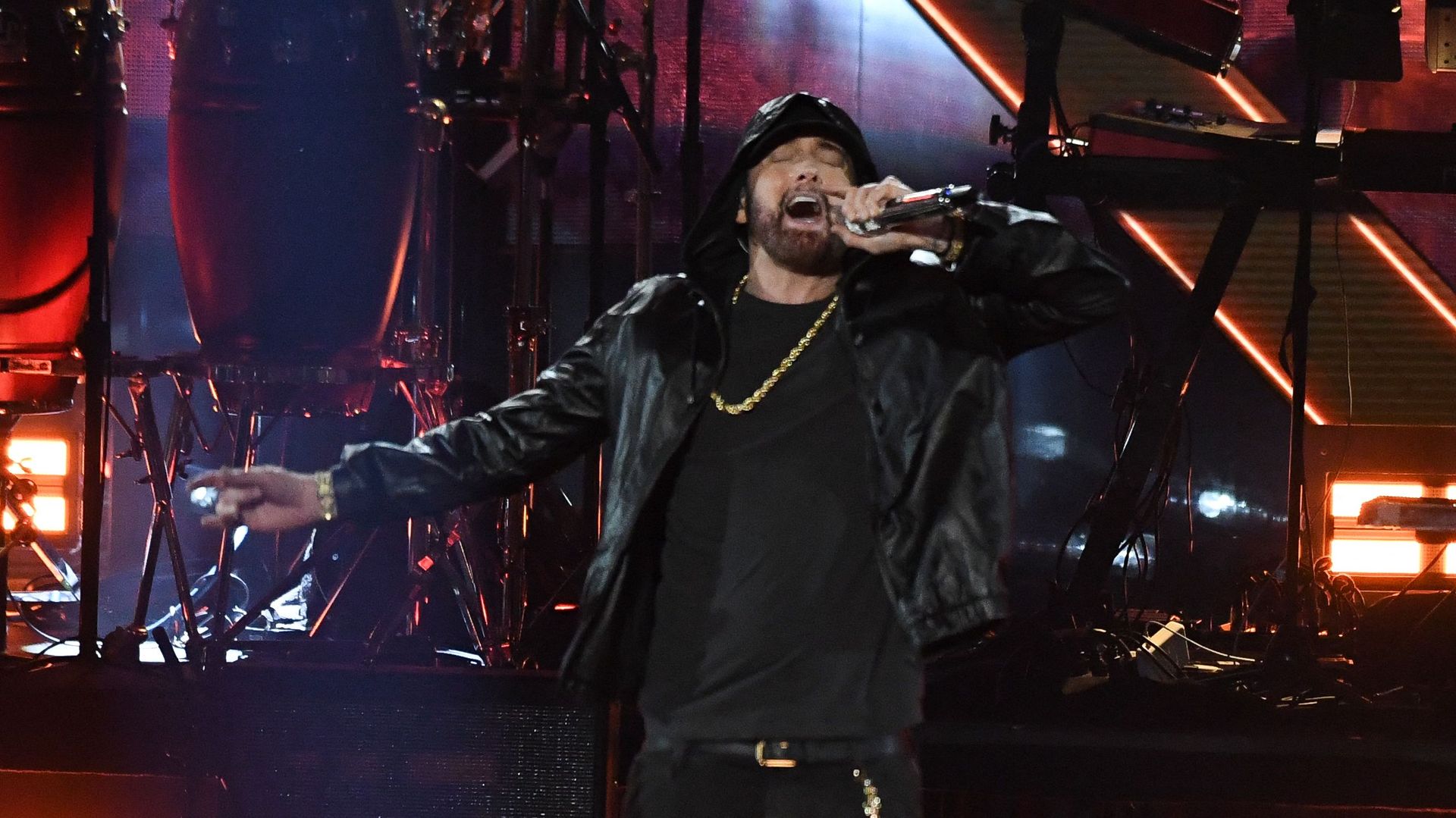 Tupac Shakur : quel est le vrai sens du terme 'Thug Life' qu'il a donné ...