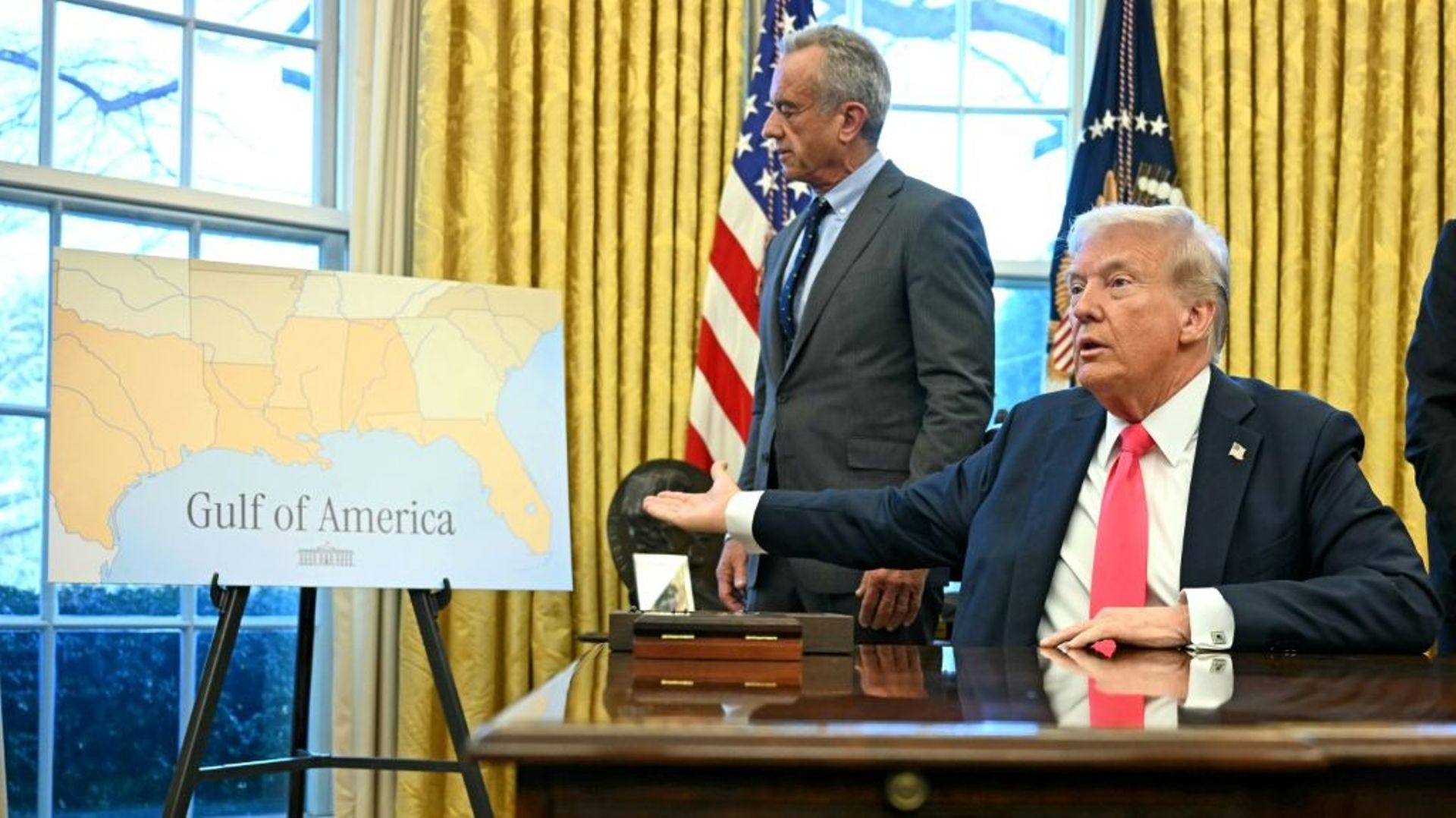 'Groggy', 'KO Debout': où est passée l’opposition démocrate aux États-Unis ? - RTBF Actus