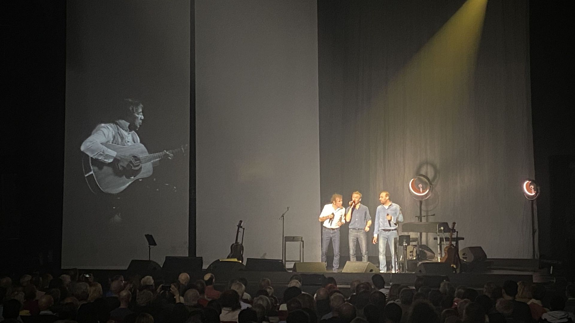 Alain Souchon et ses fils en concert au Cirque Royal : une soirée entre ...