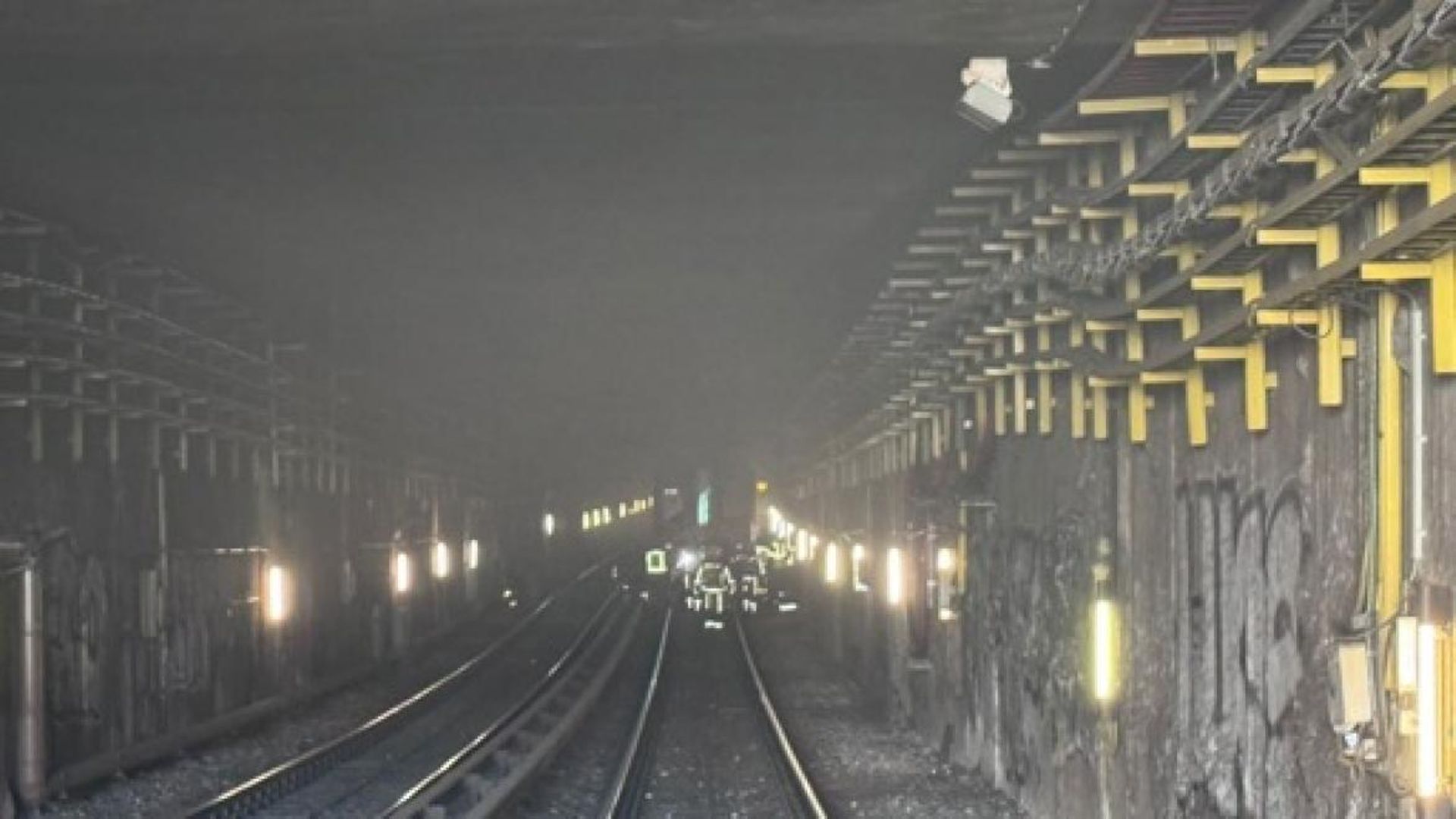 A Bruxelles, les lignes de métro 2 et 6 interrompues en raison d'un ...