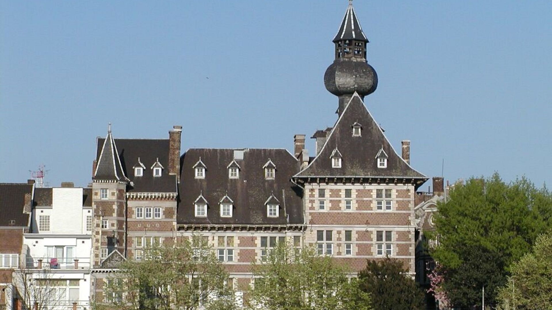 Tourisme : le château de Marchais dans les Hauts de France, havre de ...