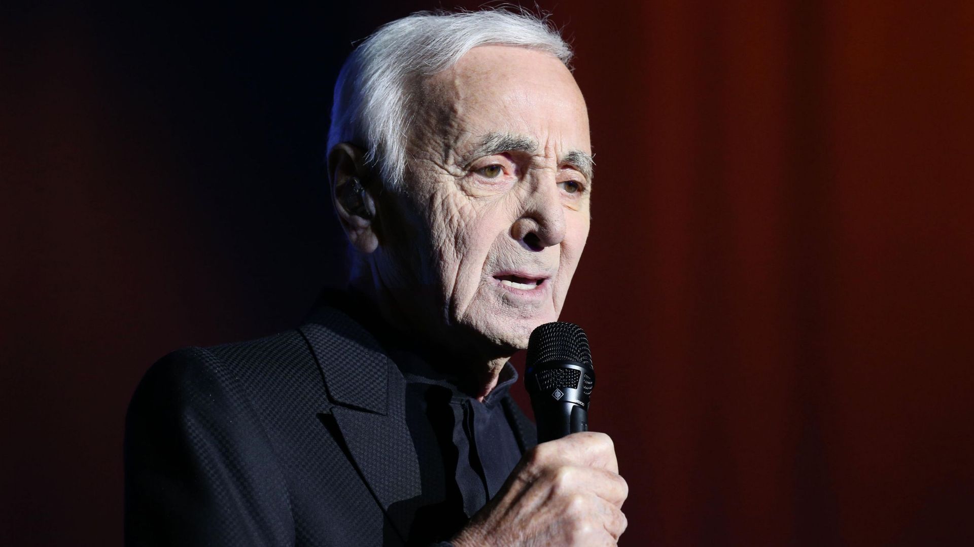 A 92 ans, Charles Aznavour dit adieu à son public belge - RTBF Actus
