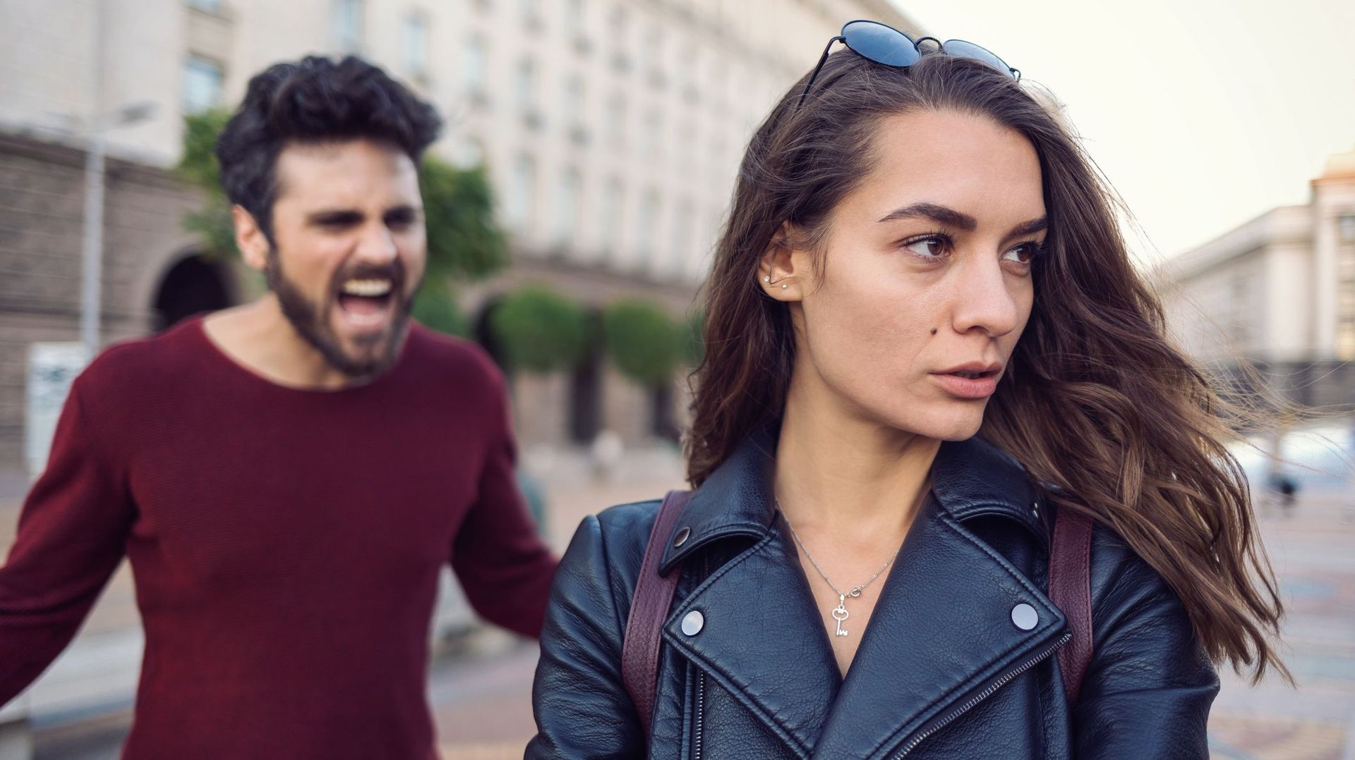 Comment reconnaitre le connard? - RTBF Actus