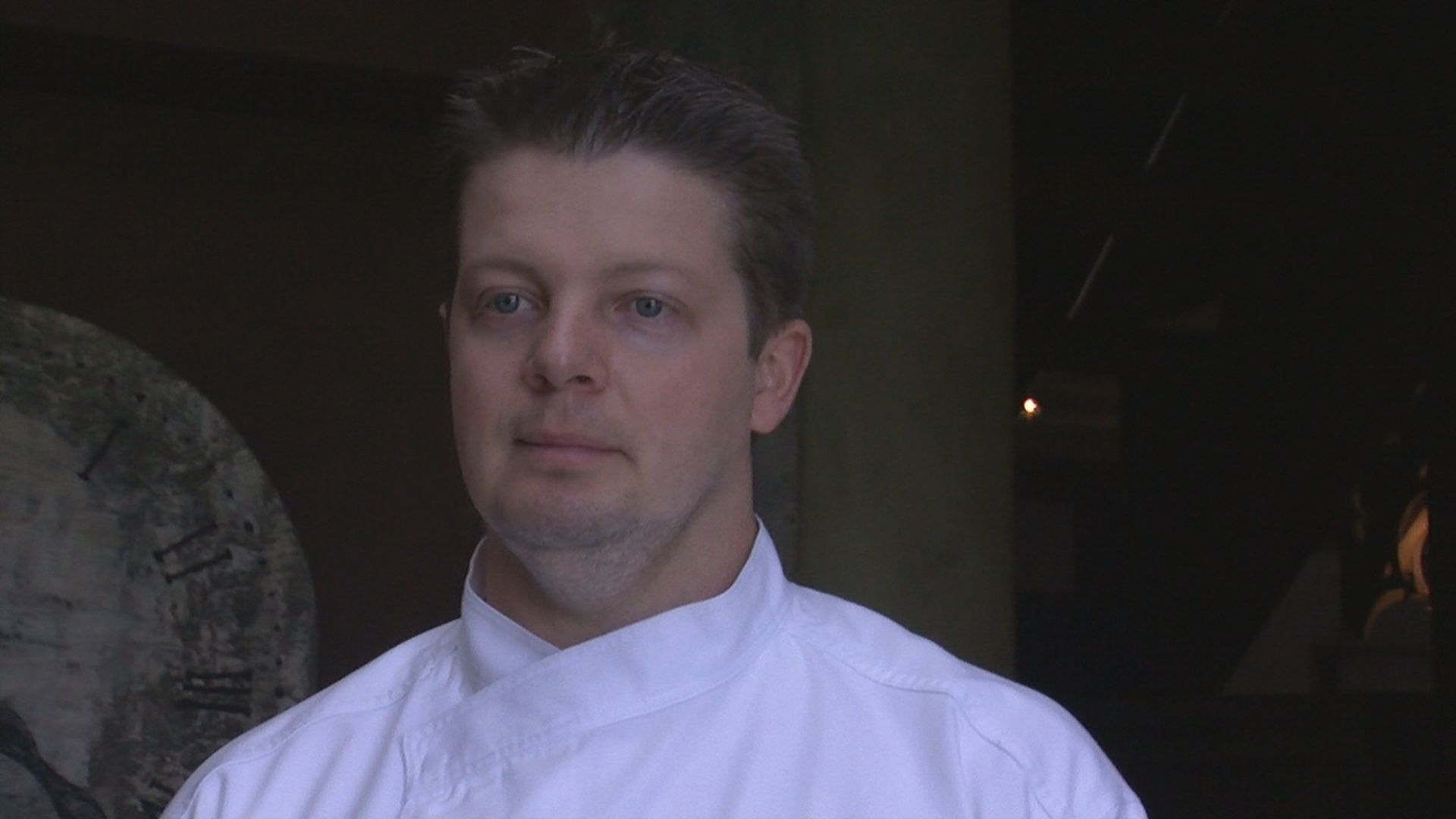 Comme un Chef! - Interview de Raphaël Adam (Vidéo) - RTBF Actus