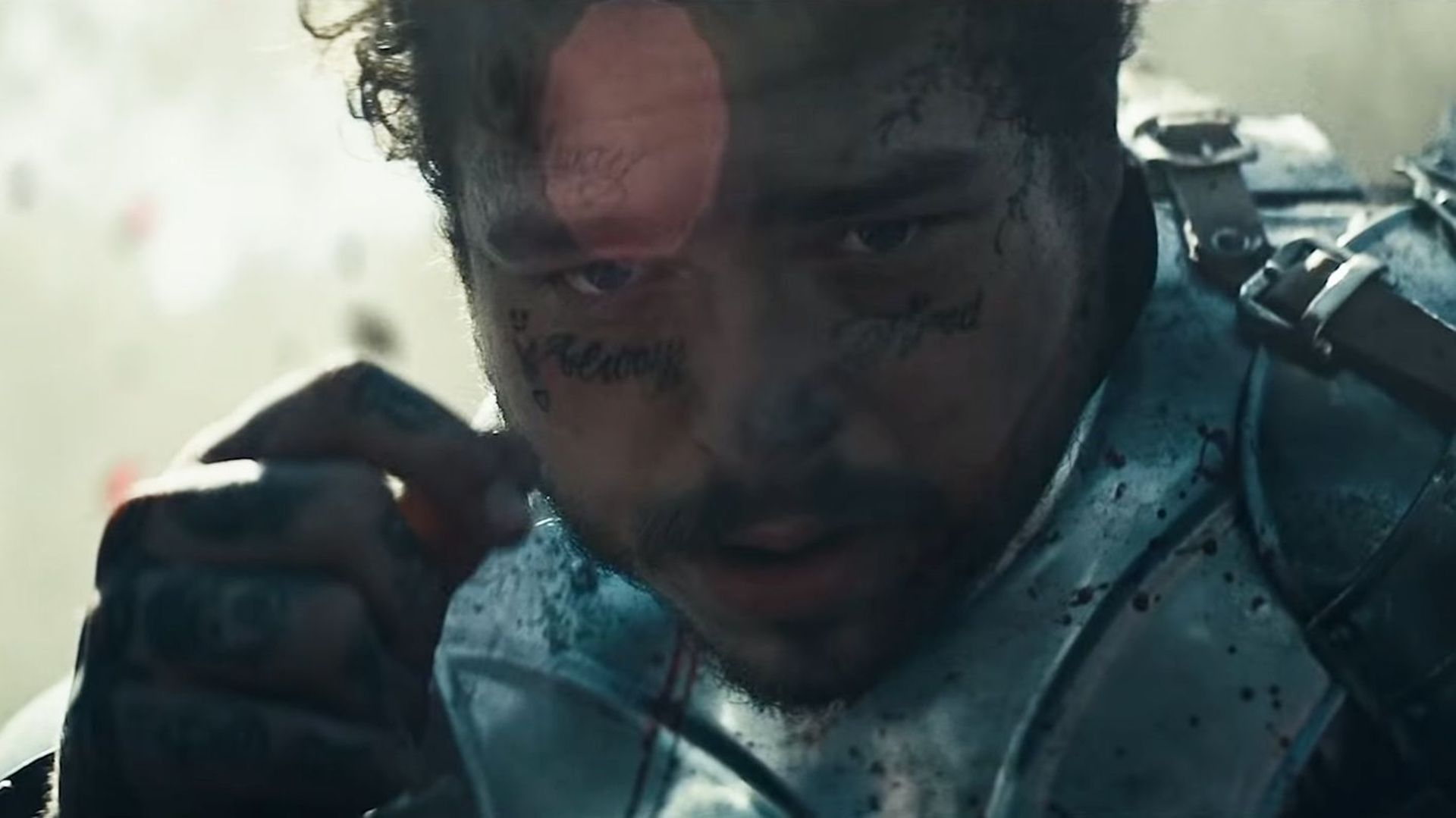 Post Malone, chevalier en armure dans un clip sanglant et étrange ...