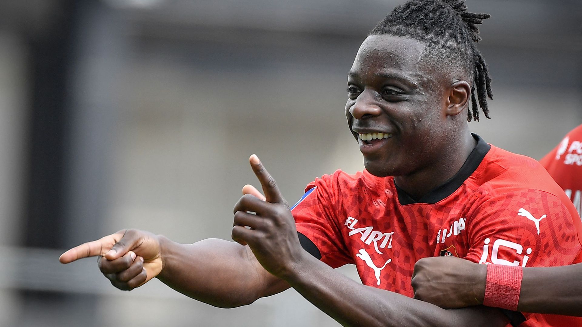 Ligue 1 : Jérémy Doku buteur, Rennes s'impose à Angers - RTBF Actus