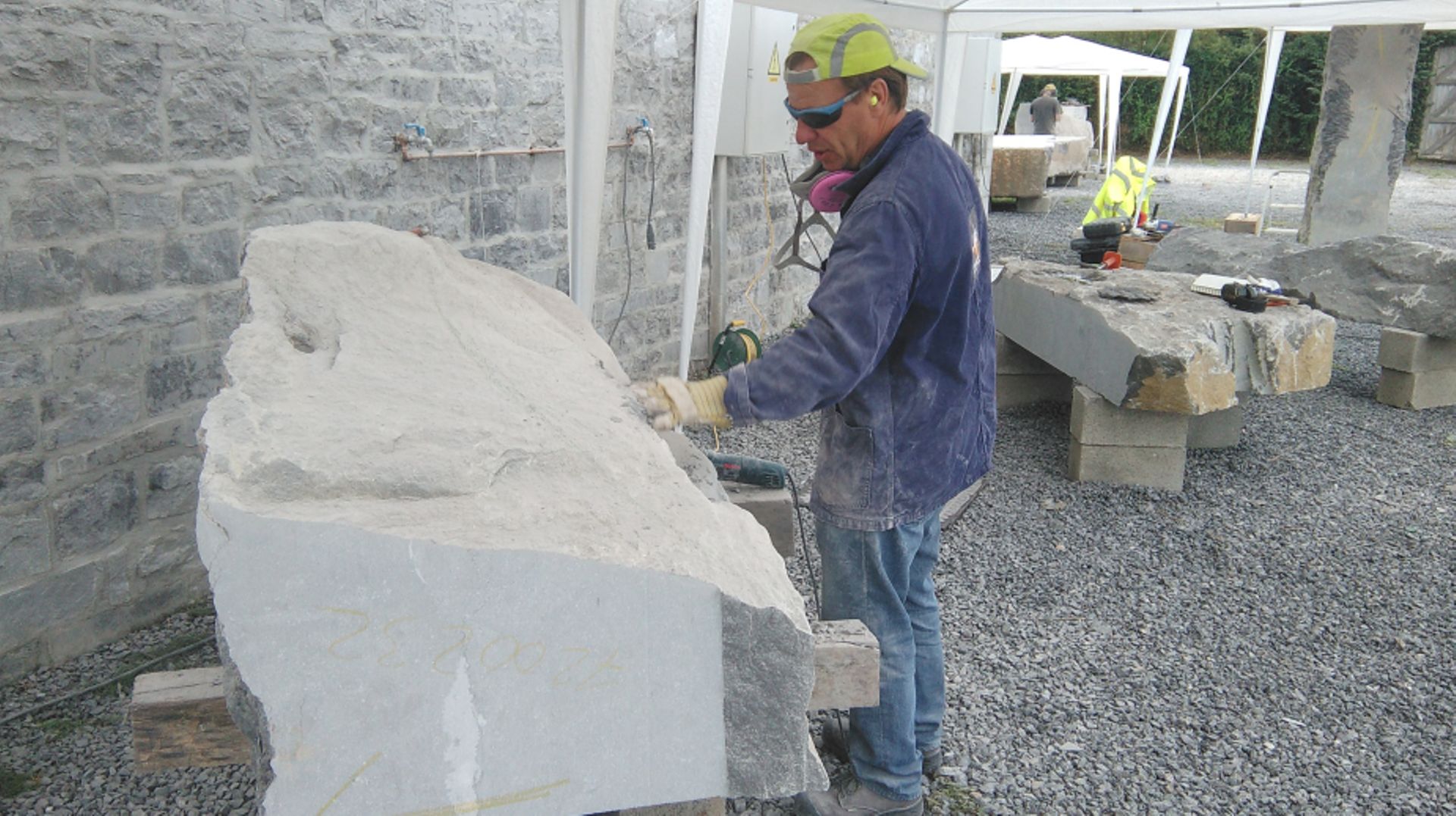 Sprimont : les éphémères de la pierre, un symposium de sculpture plus ...