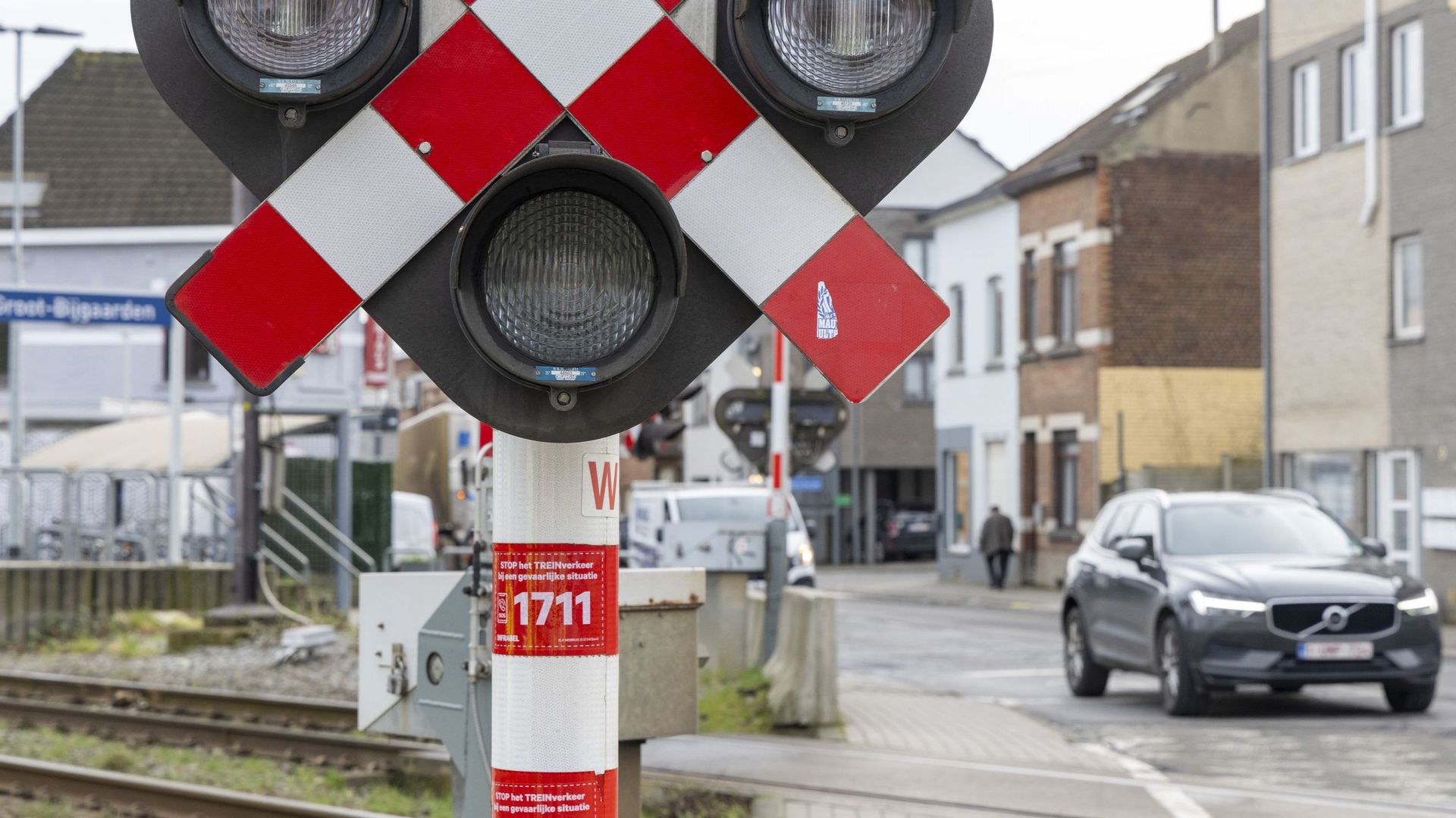 Sécurité routière : des caméras intelligentes contre les GSM au volant ...